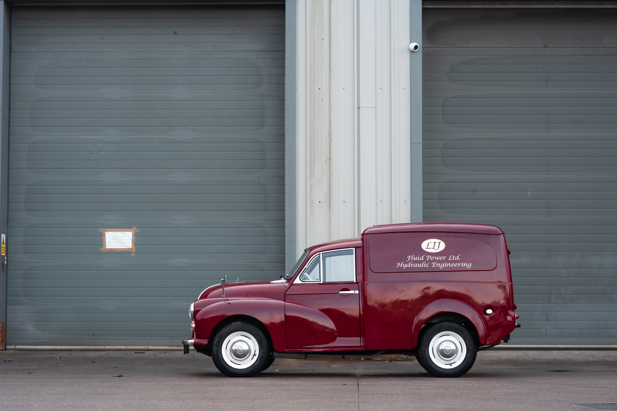 1971 MORRIS MINOR 1000 LIGHT VAN