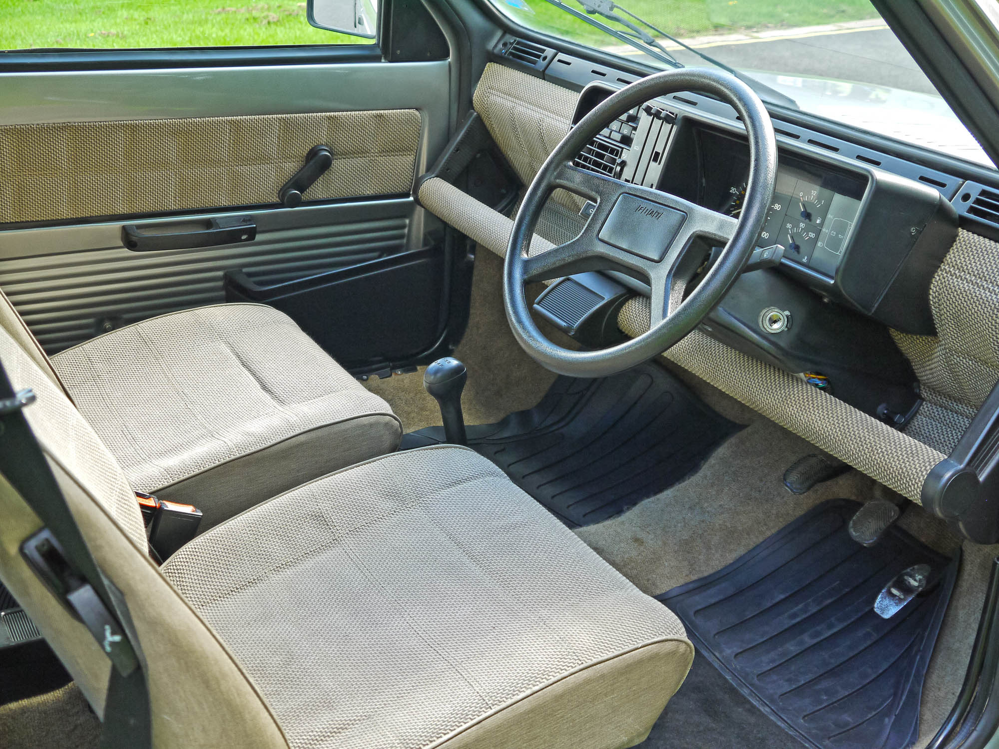 NO RESERVE: 1987 FIAT PANDA 4X4 for sale by auction in Newark ...