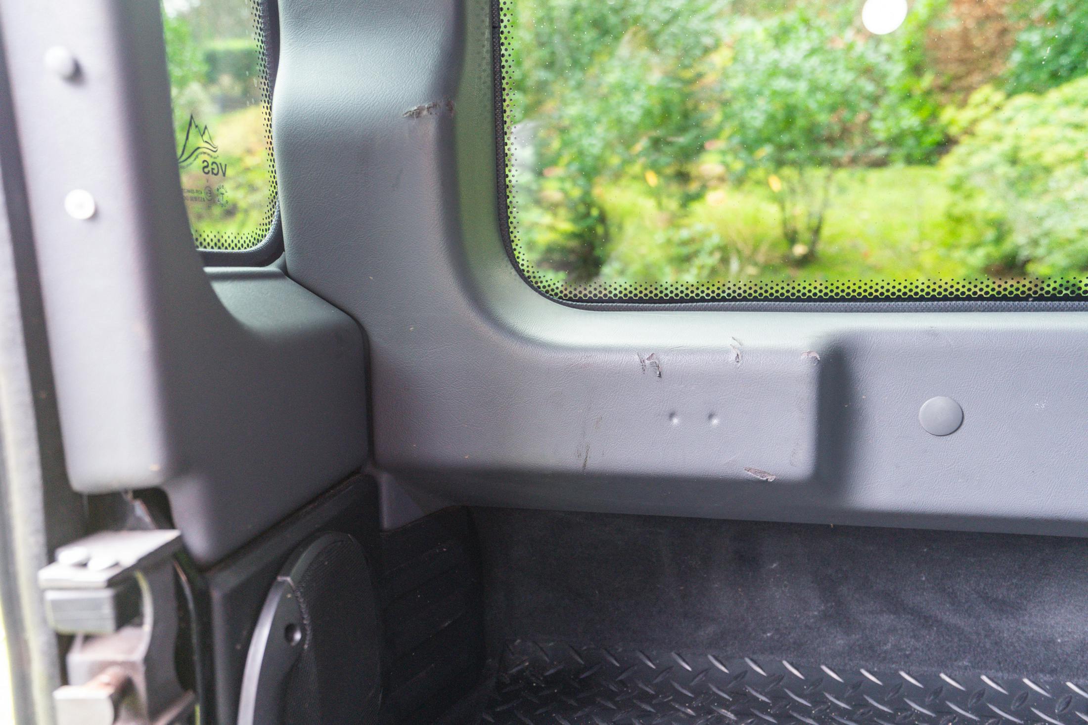 2015 LAND ROVER DEFENDER 110 XS BY URBAN AUTOMOTIVE