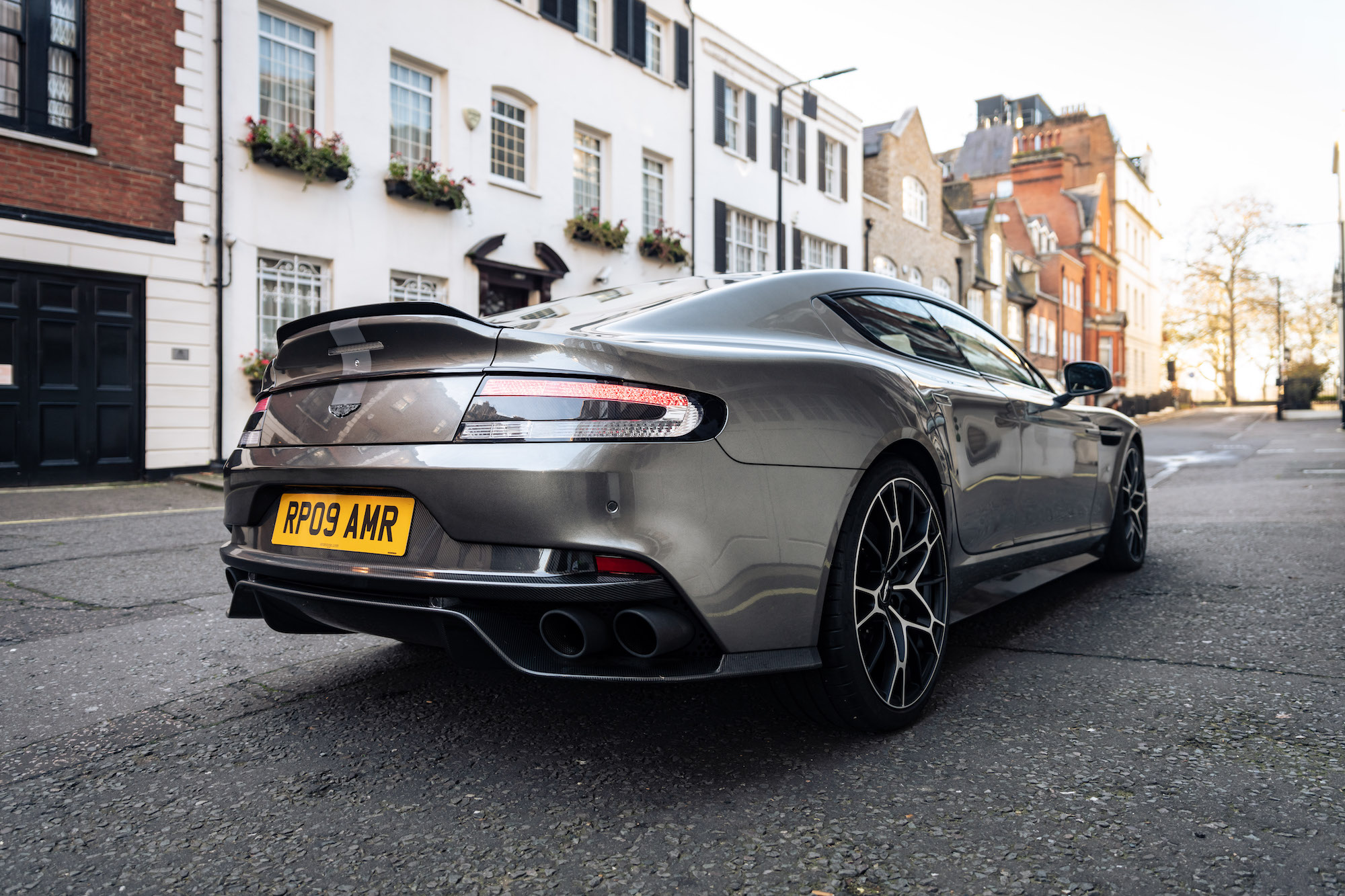 2019 ASTON MARTIN RAPIDE AMR