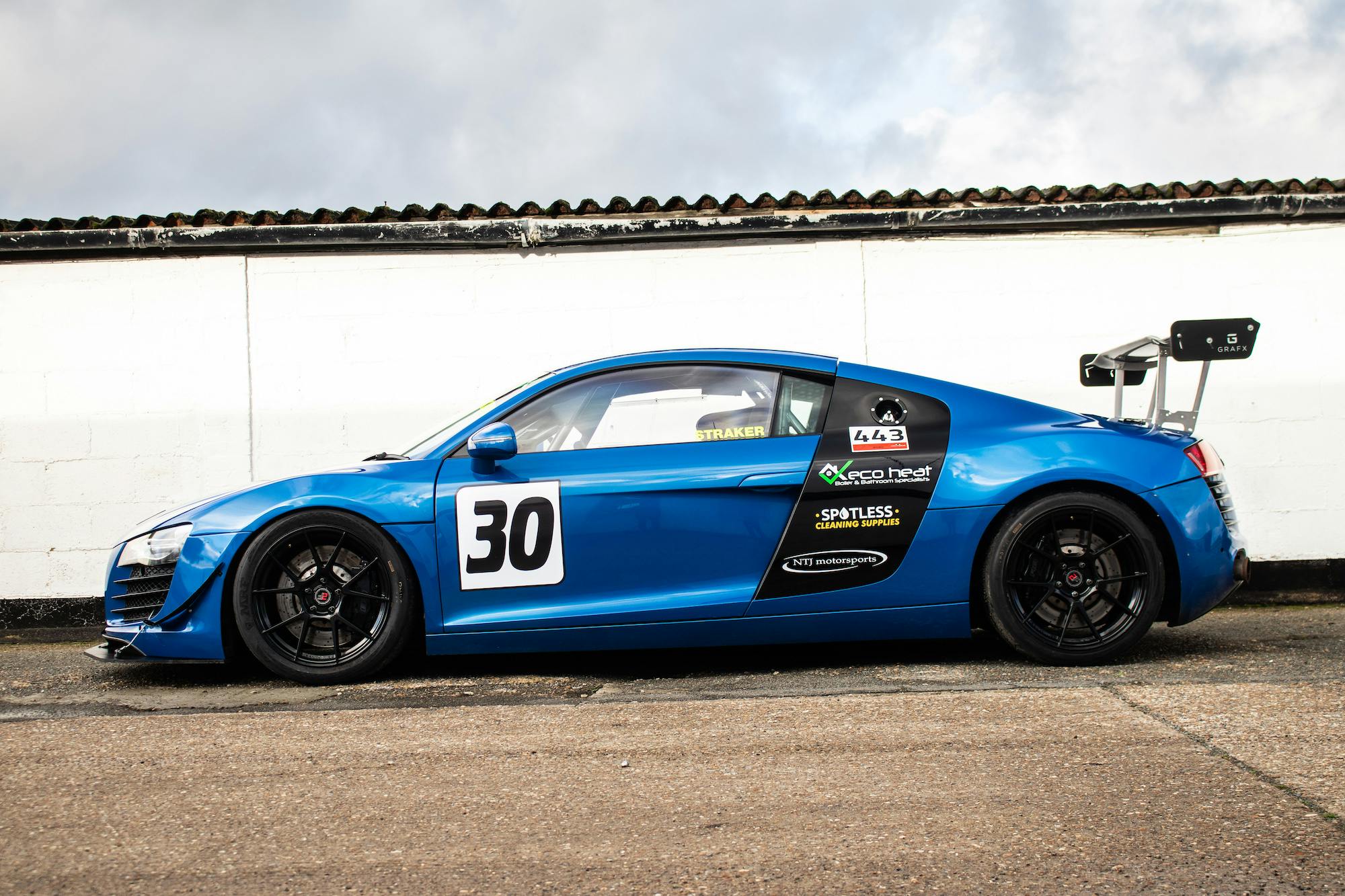 2007 AUDI R8 RACE CAR