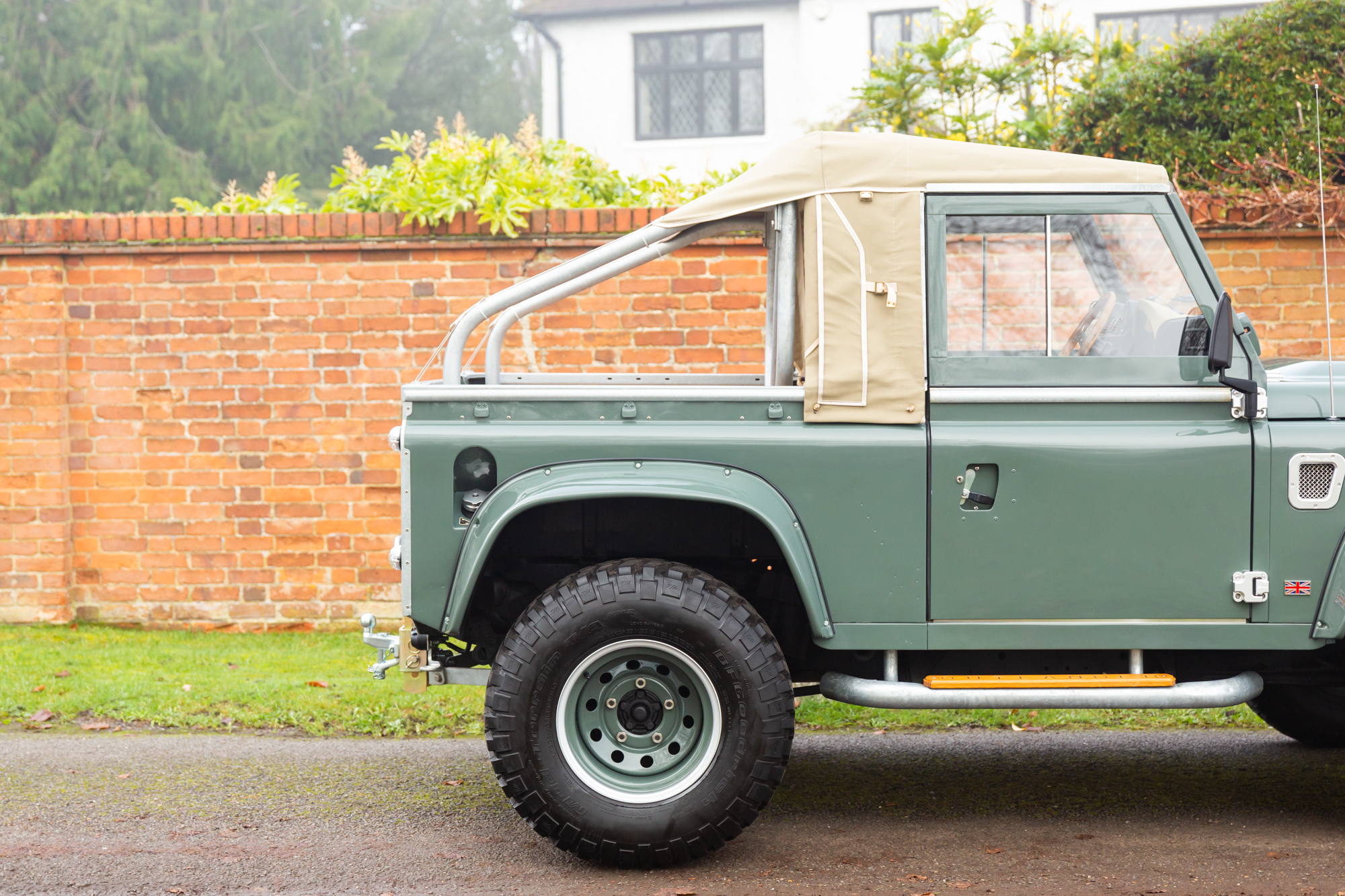 2010 LAND ROVER DEFENDER 90 'OUTLANDER' for sale by auction in Henley ...