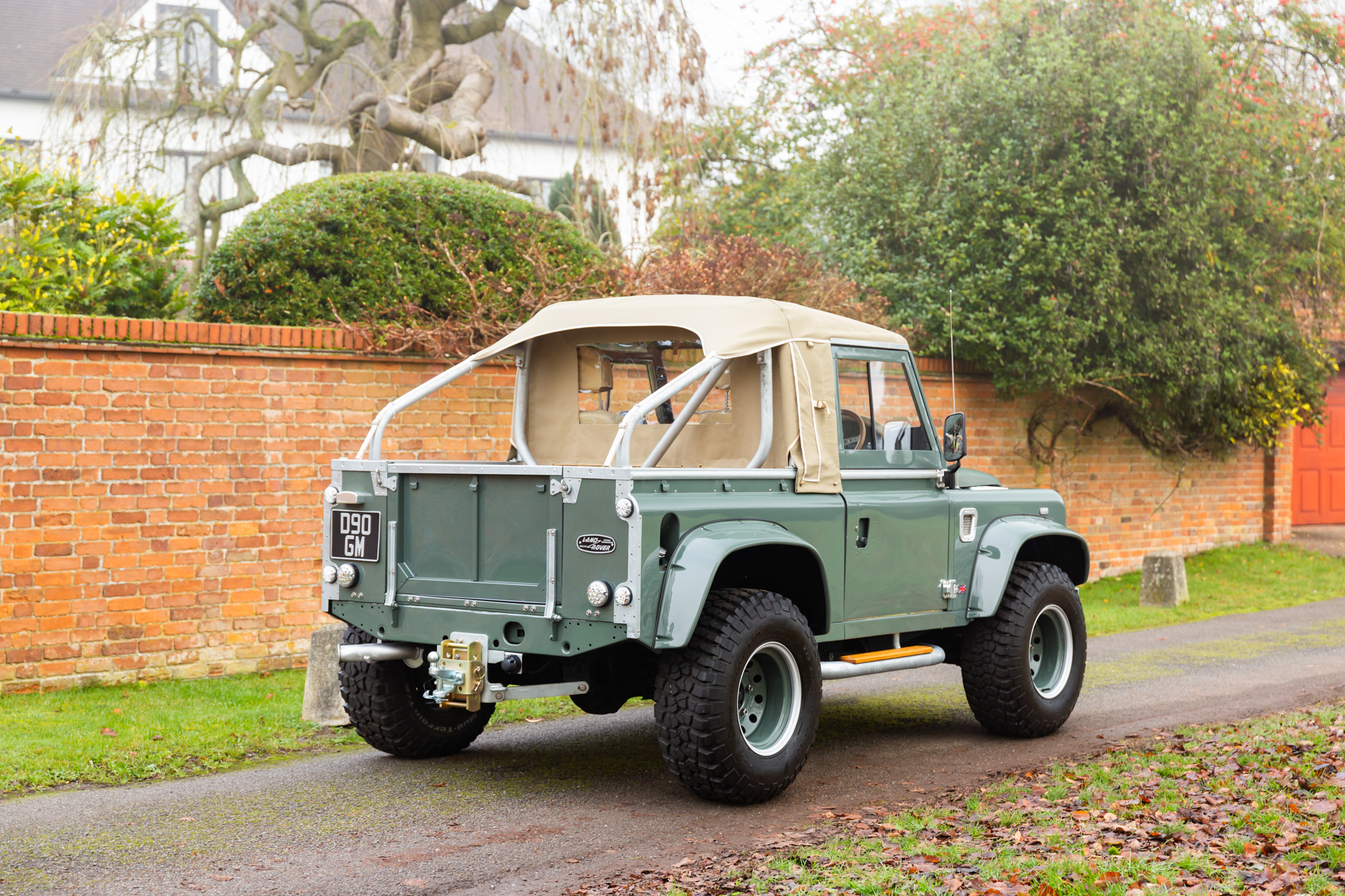 2010 LAND ROVER DEFENDER 90 'OUTLANDER' for sale by auction in Henley ...