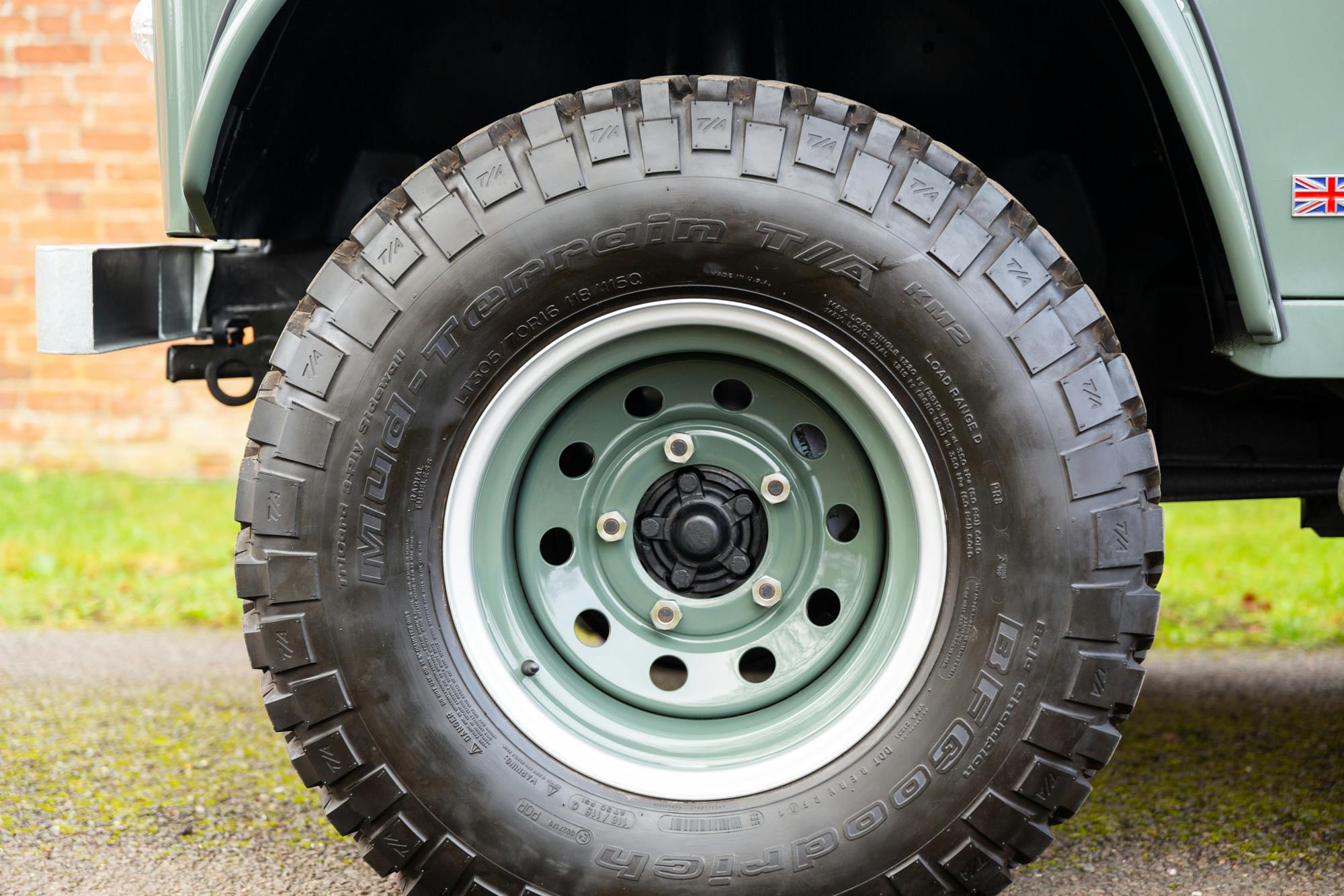 2010 LAND ROVER DEFENDER 90 'OUTLANDER'