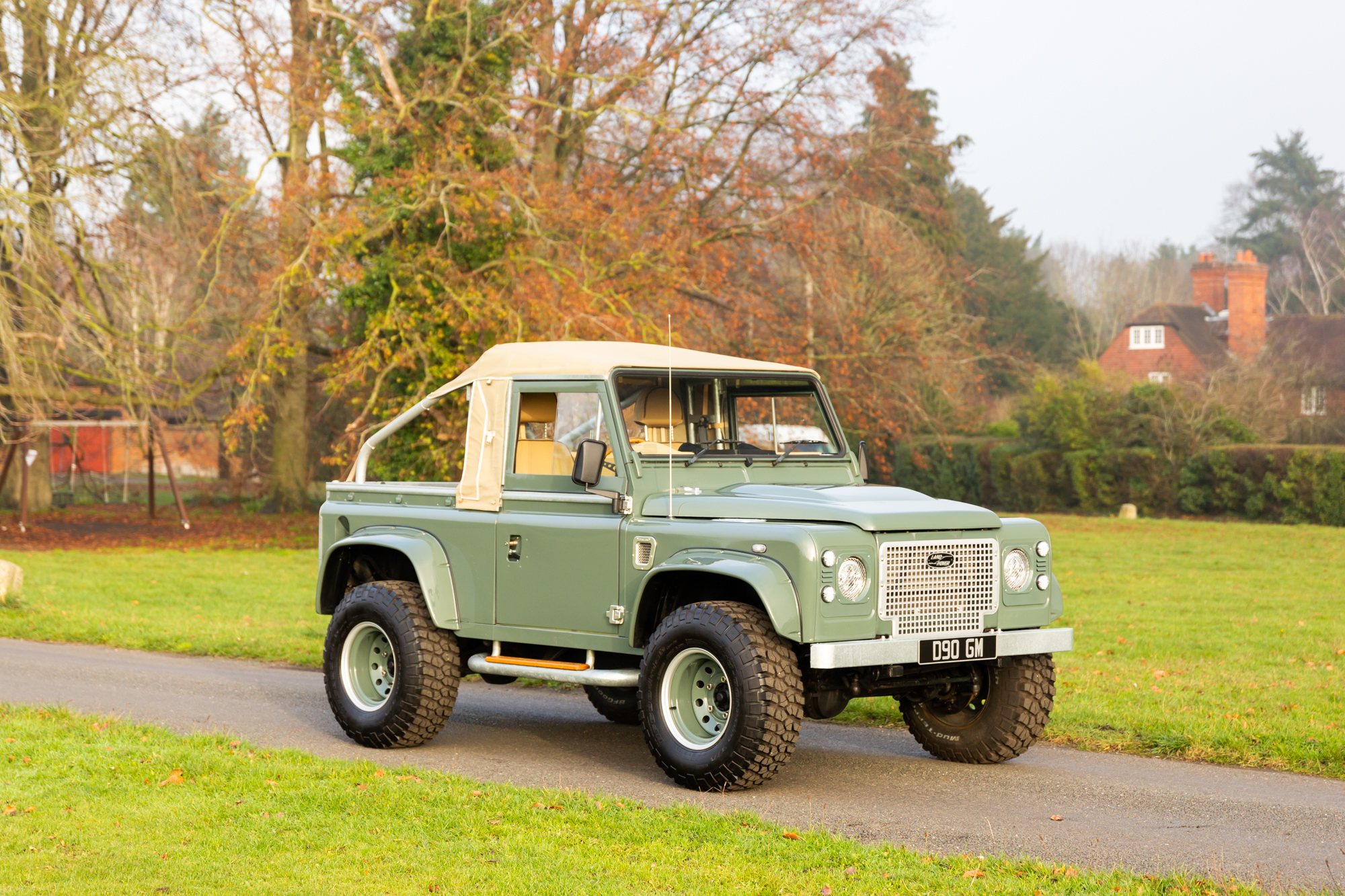 2010 LAND ROVER DEFENDER 90 'OUTLANDER' for sale by auction in Henley ...