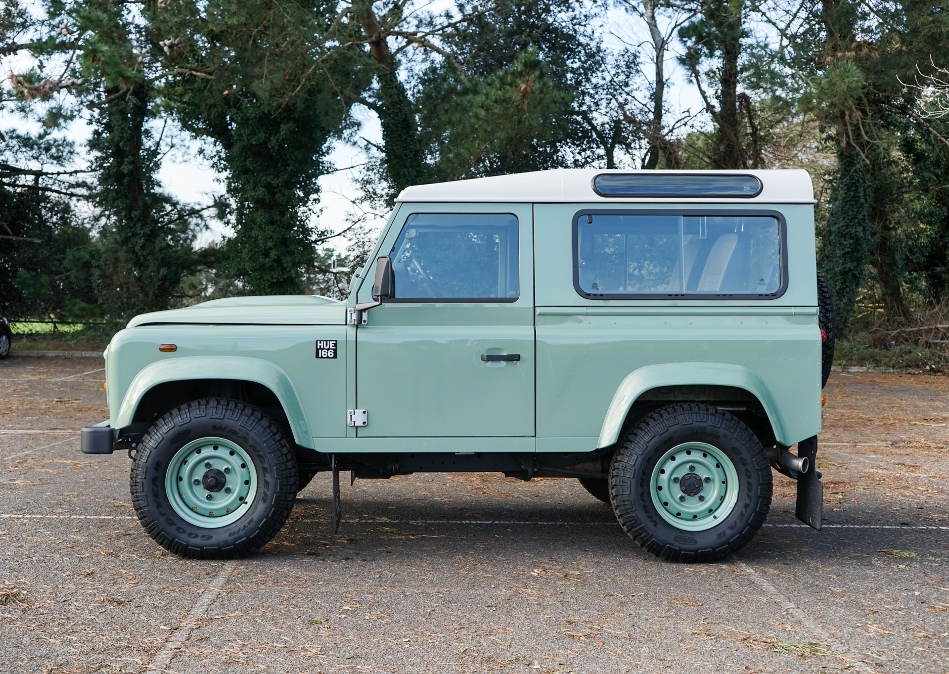 2015 LAND ROVER DEFENDER 90 HERITAGE