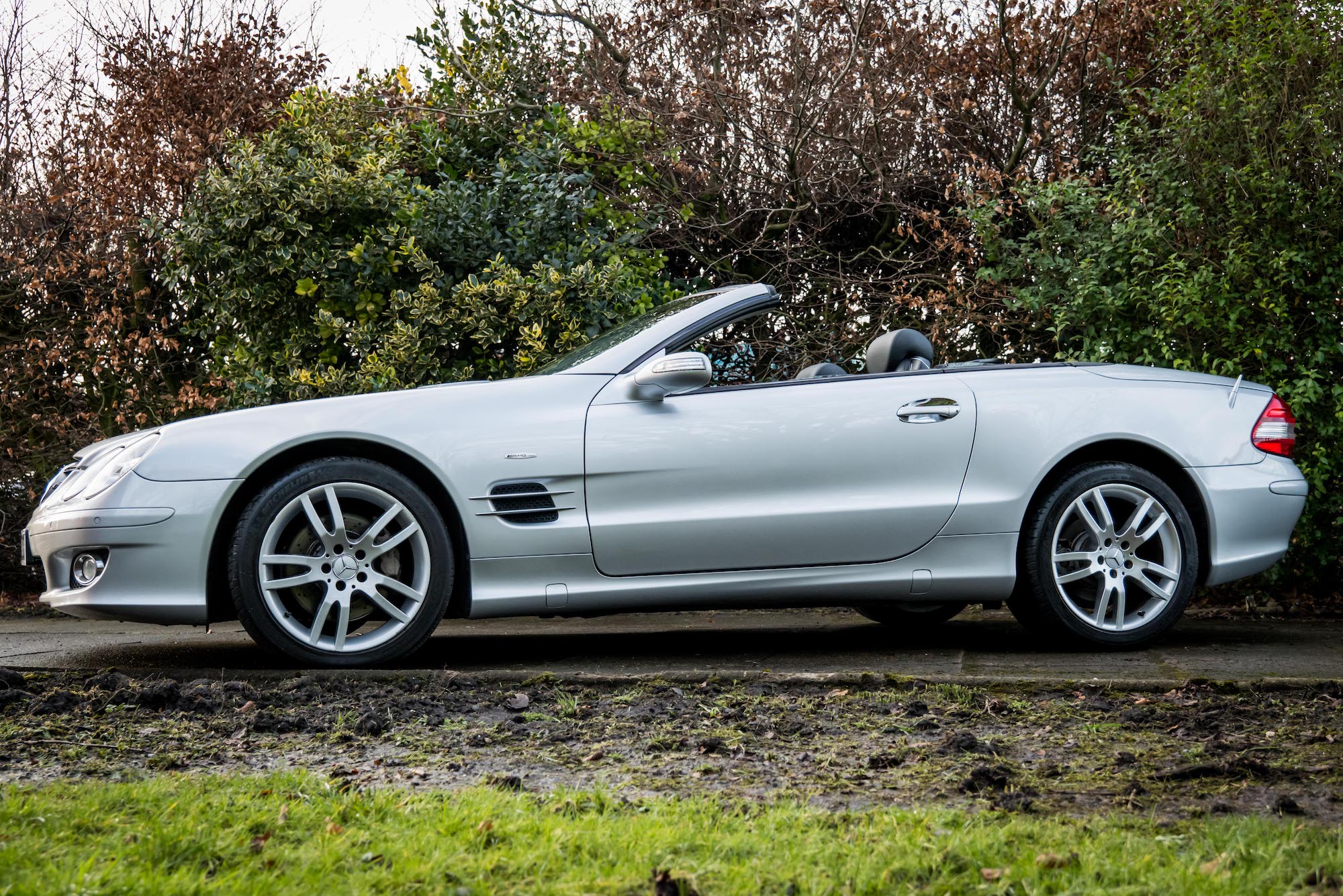 2007 MERCEDES-BENZ SL350 (R230) for sale by auction in Preston ...