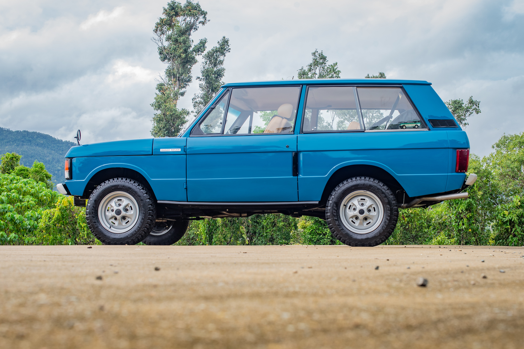 1973 RANGE ROVER CLASSIC SUFFIX B