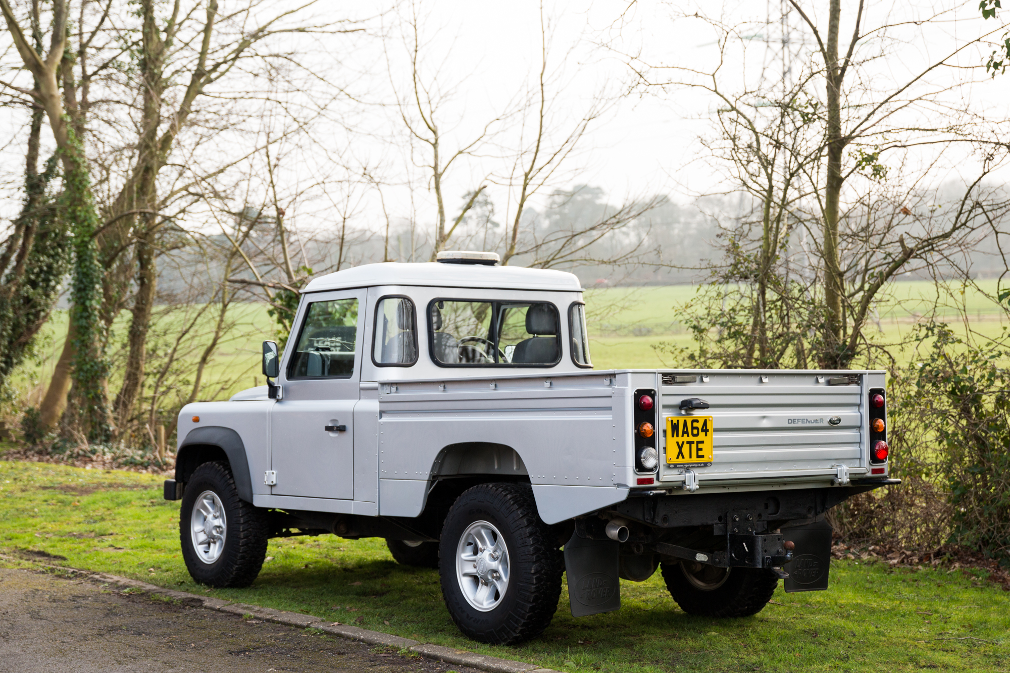 2014 LAND ROVER DEFENDER 110 SINGLE CAB PICK UP