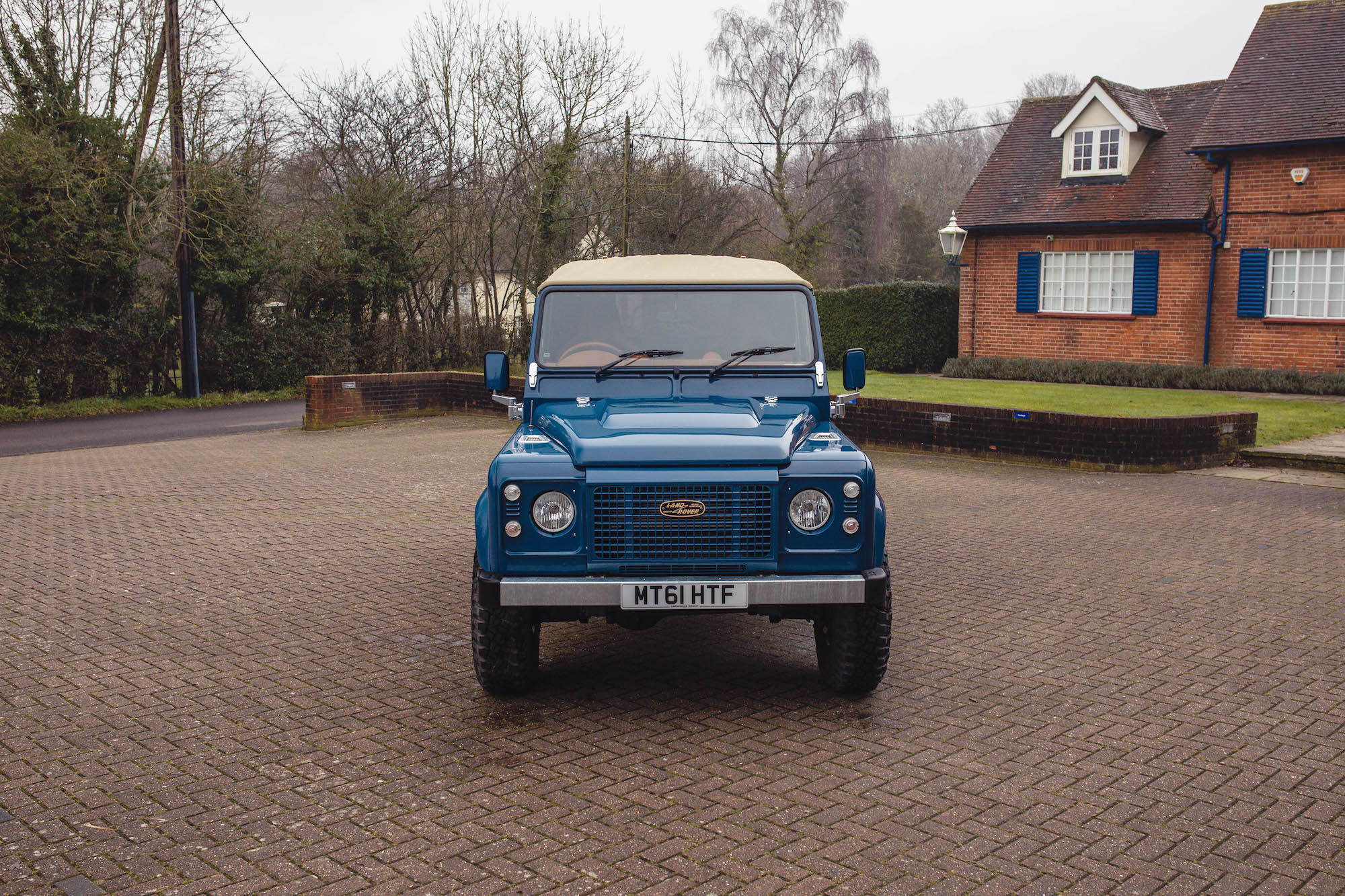 2011 LAND ROVER DEFENDER 110 CUSTOM