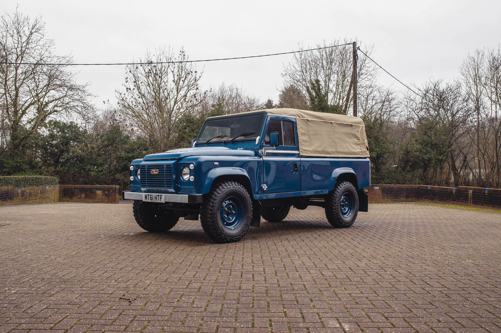2011 LAND ROVER DEFENDER 110 CUSTOM