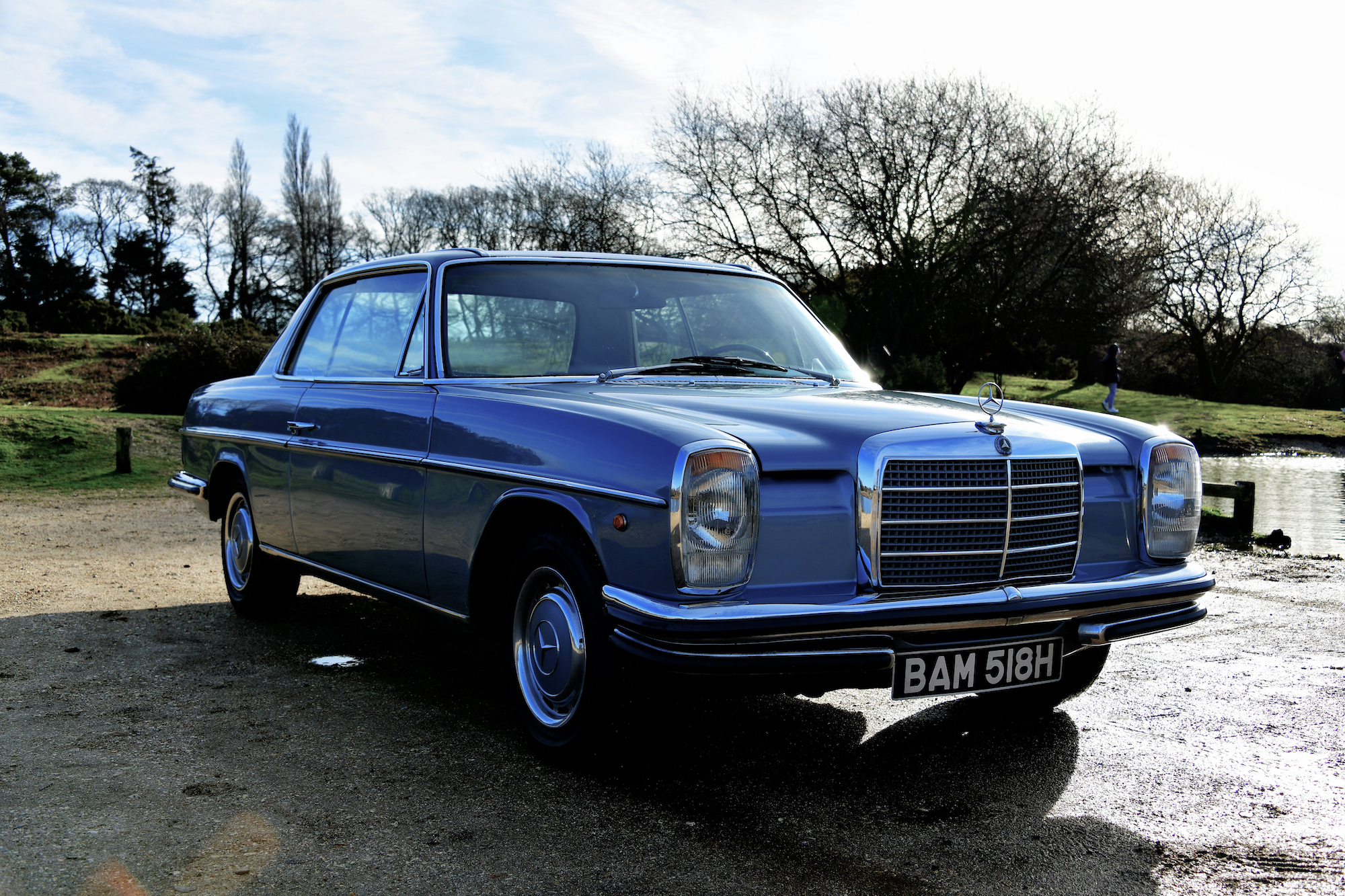 1970 MERCEDES-BENZ (W114) 250 CE