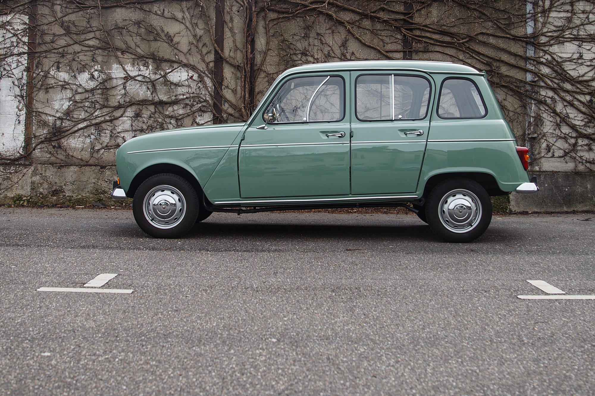1978 RENAULT 4 TL for sale in Düsseldorf, Germany