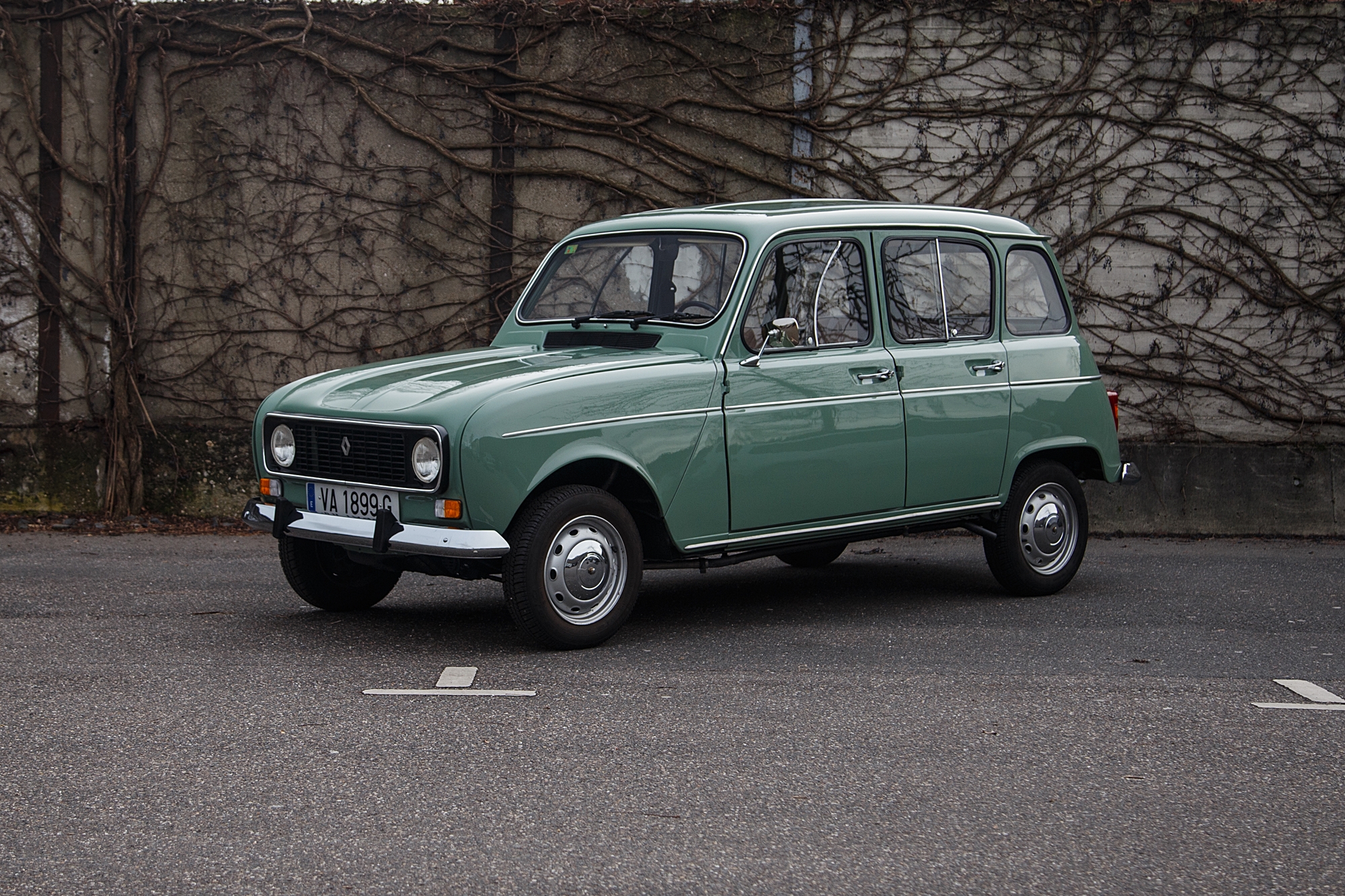1978 RENAULT 4 TL for sale in Düsseldorf, Germany