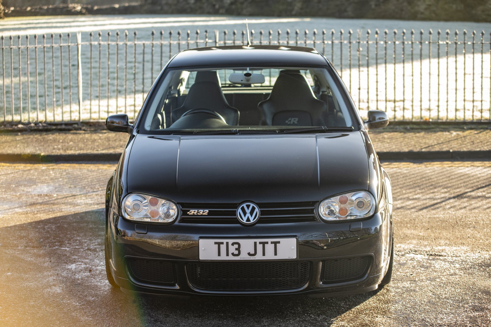 2003 VOLKSWAGEN GOLF (MK4) R32