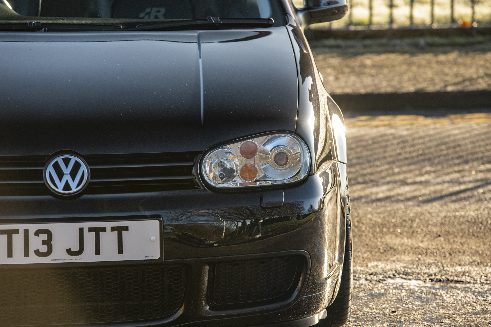 2003 VOLKSWAGEN GOLF (MK4) R32