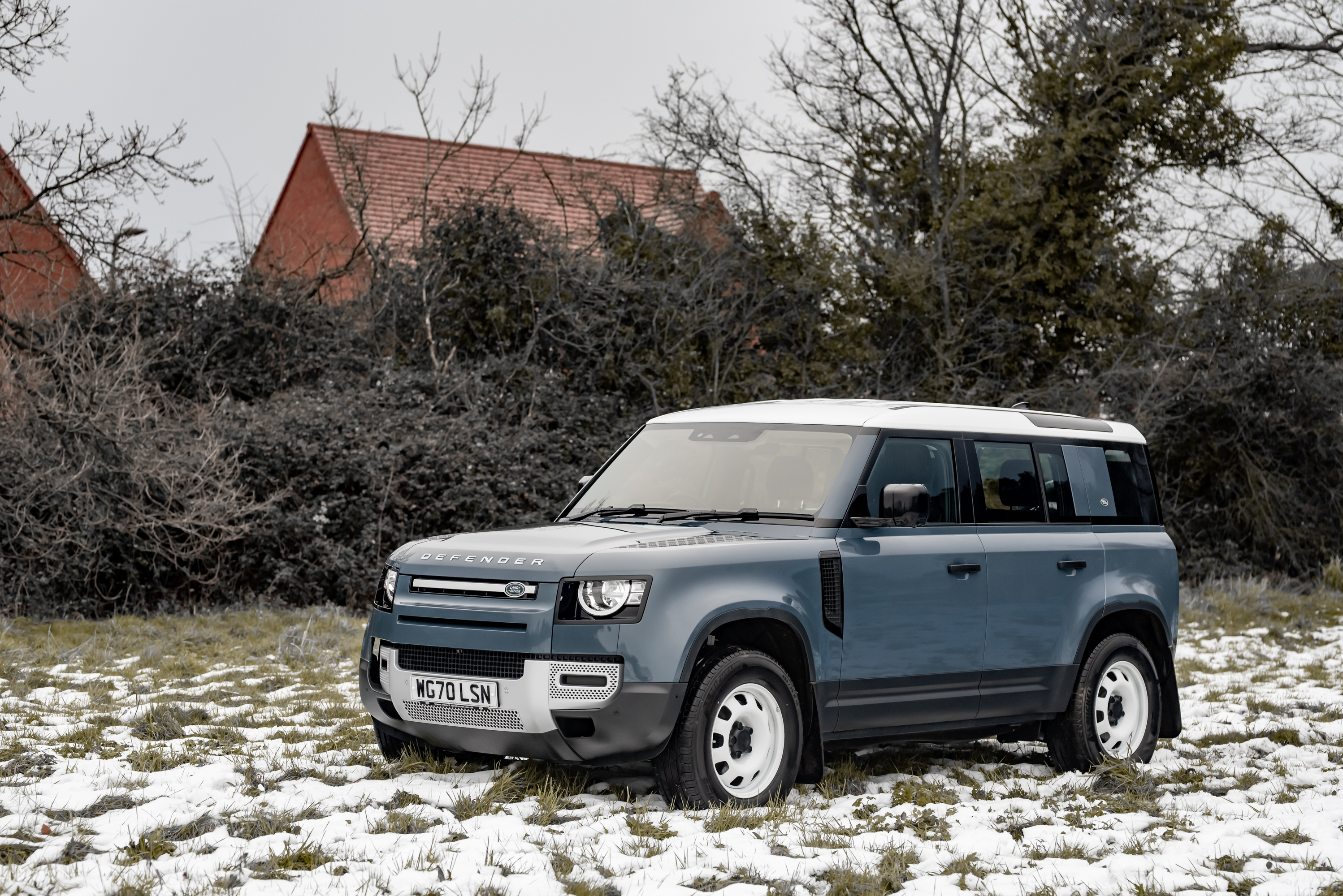 2020 LAND ROVER DEFENDER 110 D200 - 950 MILES