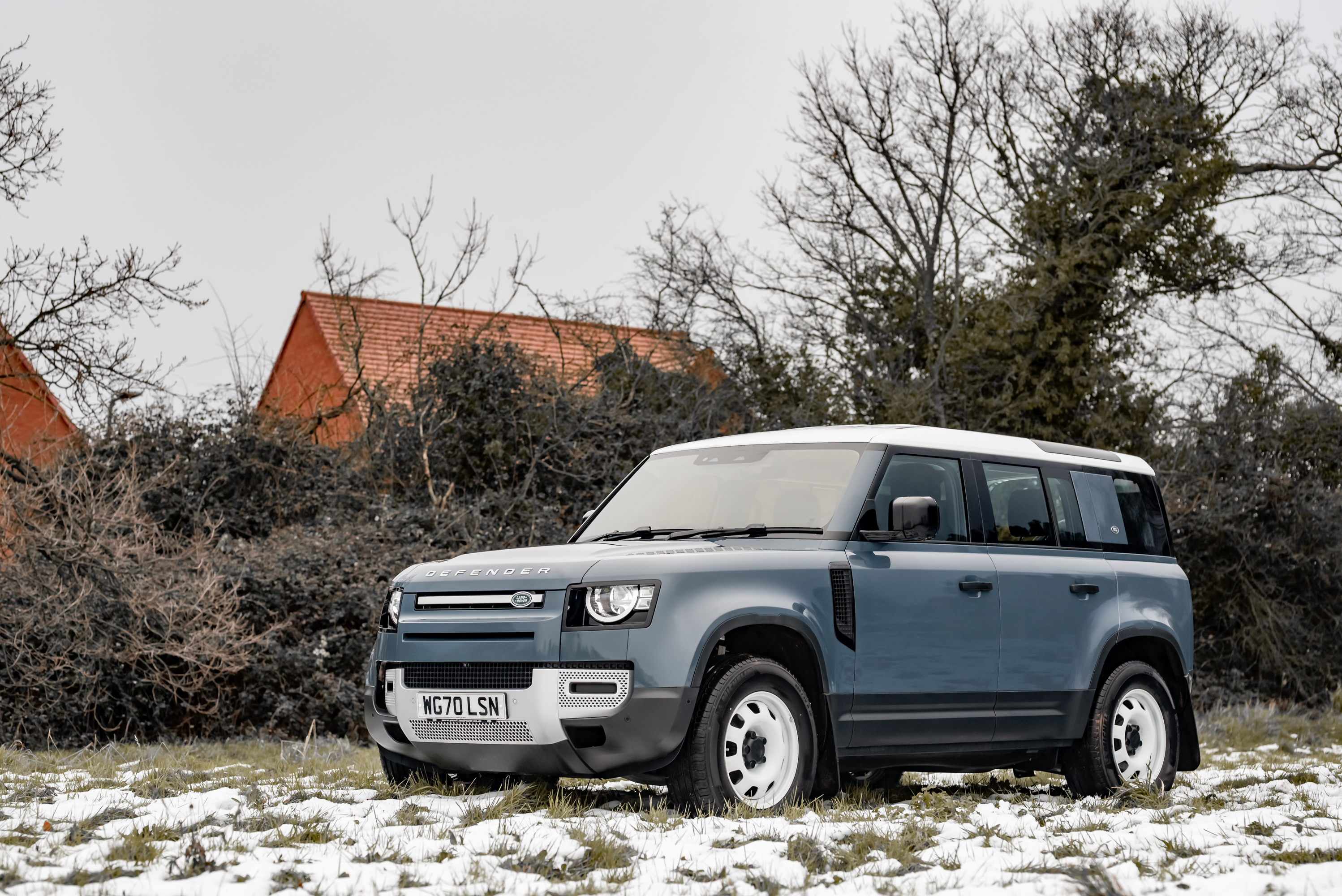 2020 LAND ROVER DEFENDER 110 D200 - 950 MILES