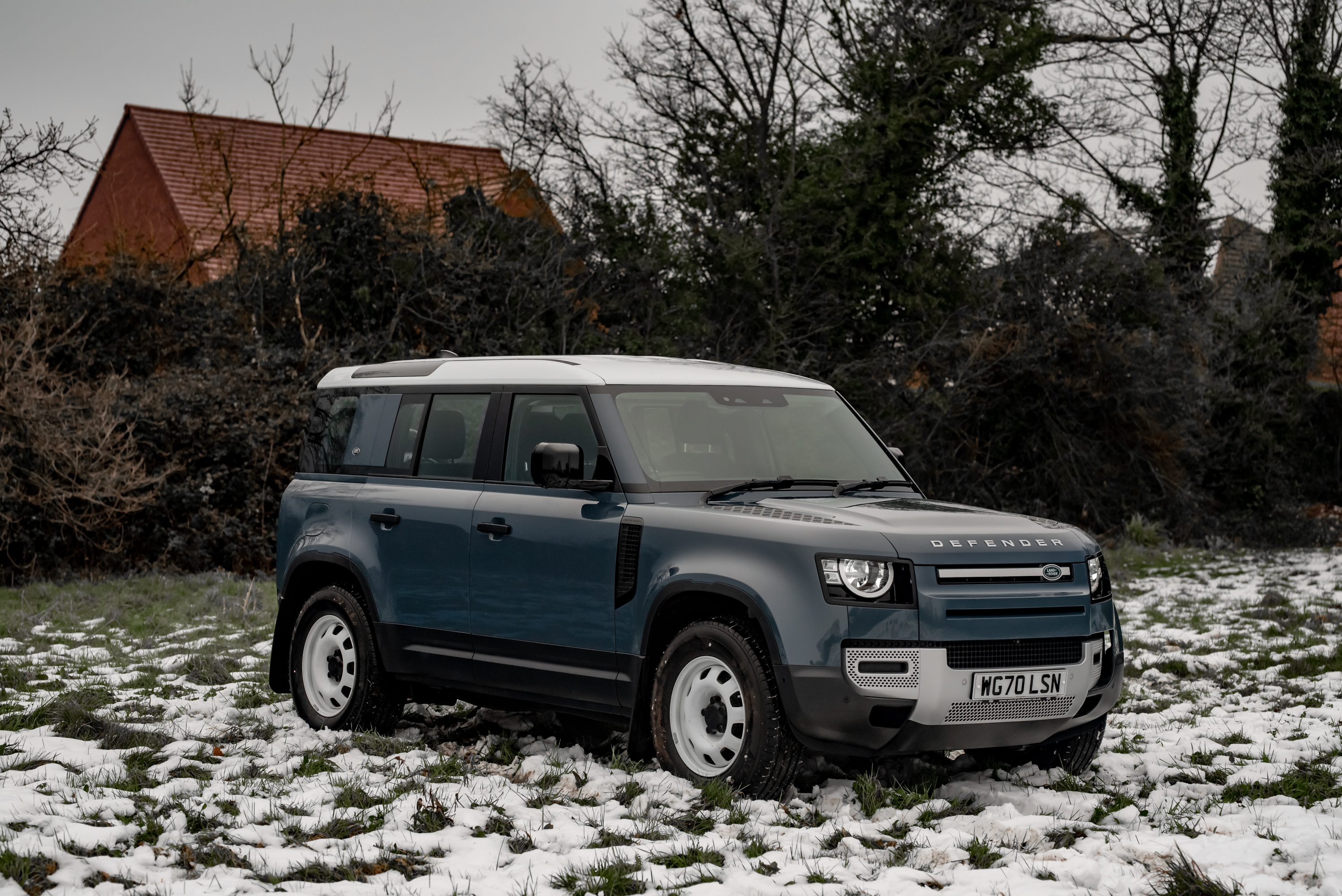 2020 LAND ROVER DEFENDER 110 D200 - 950 MILES