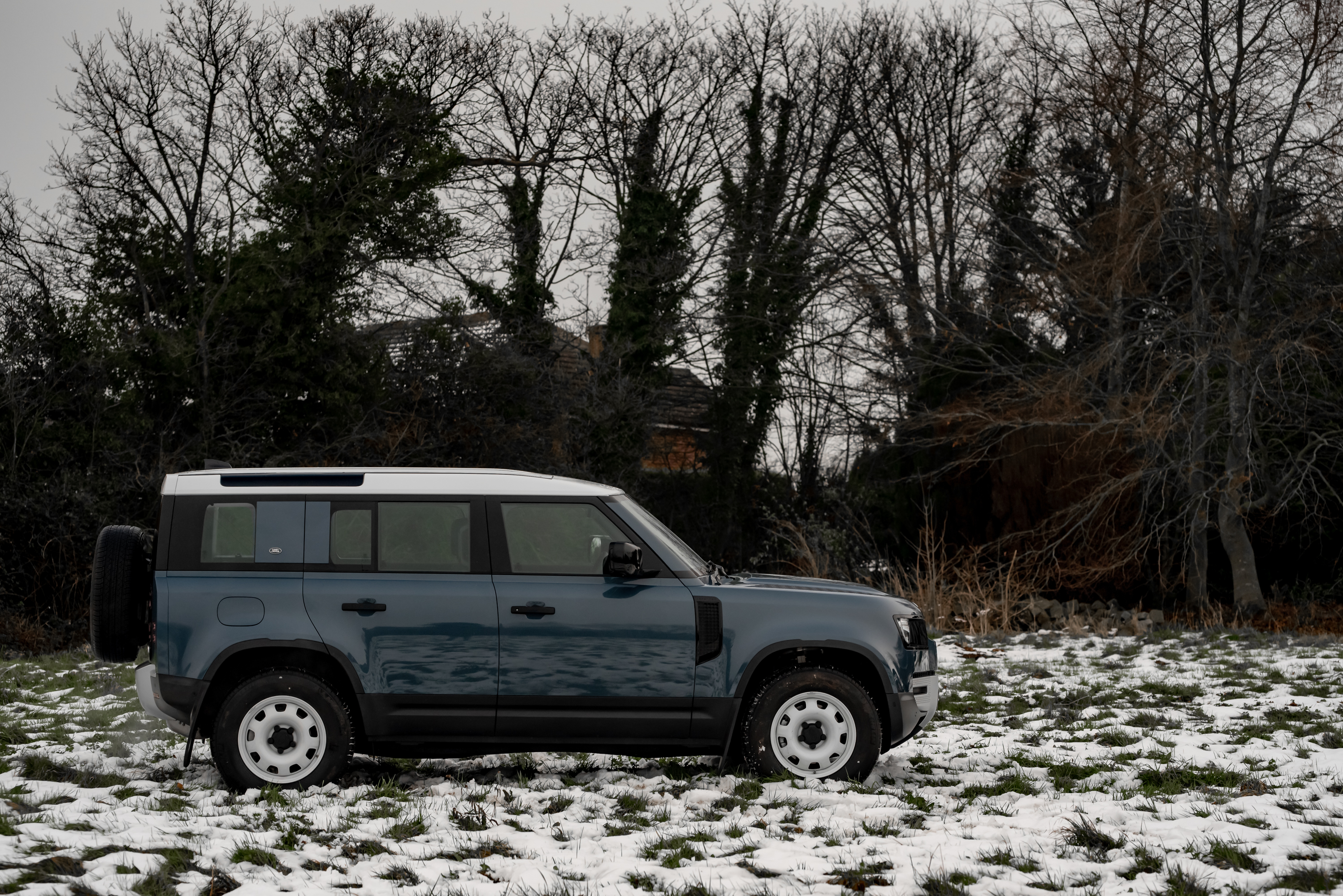 2020 LAND ROVER DEFENDER 110 D200 - 950 MILES