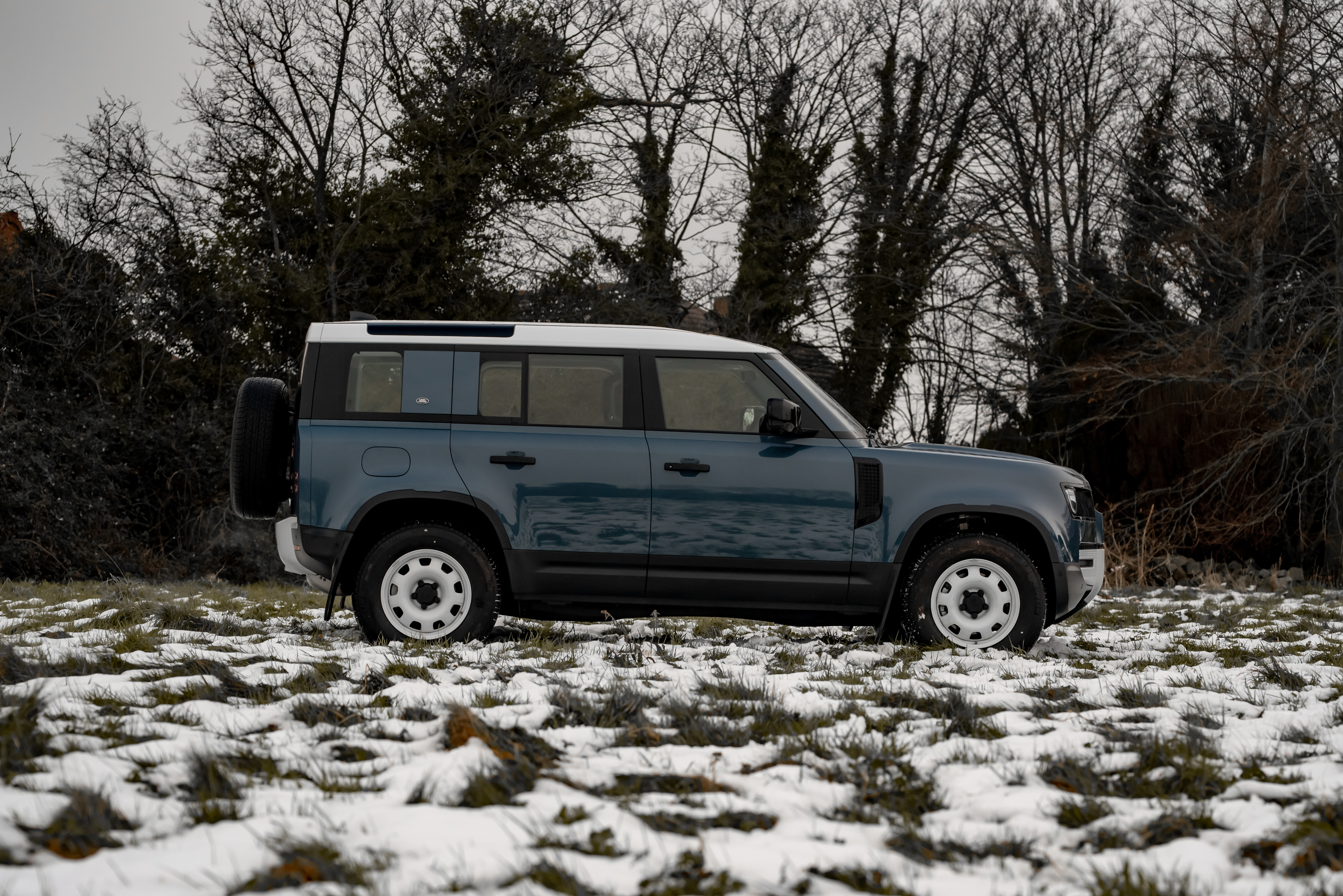2020 LAND ROVER DEFENDER 110 D200 - 950 MILES
