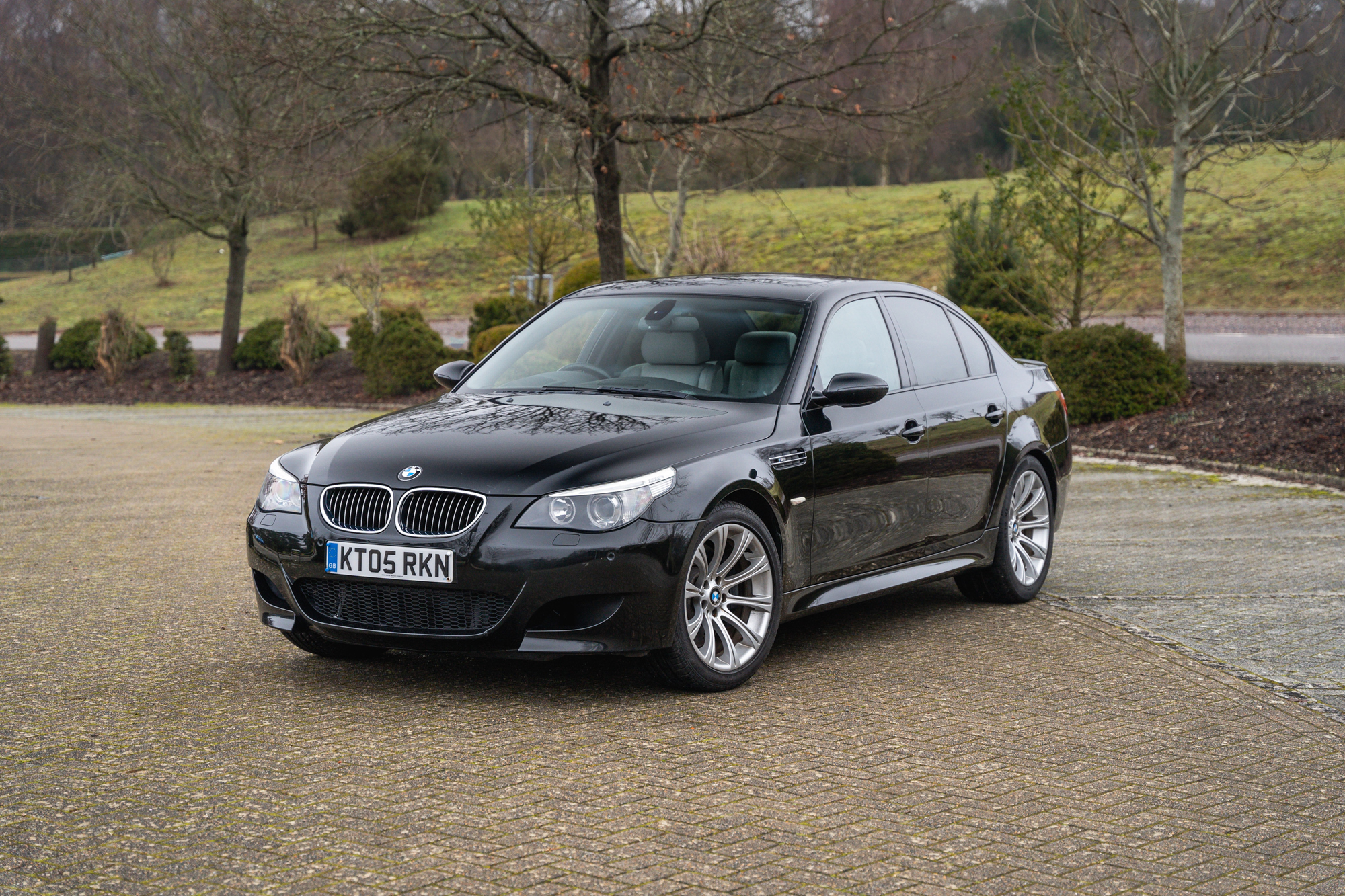 2005 BMW (E60) M5