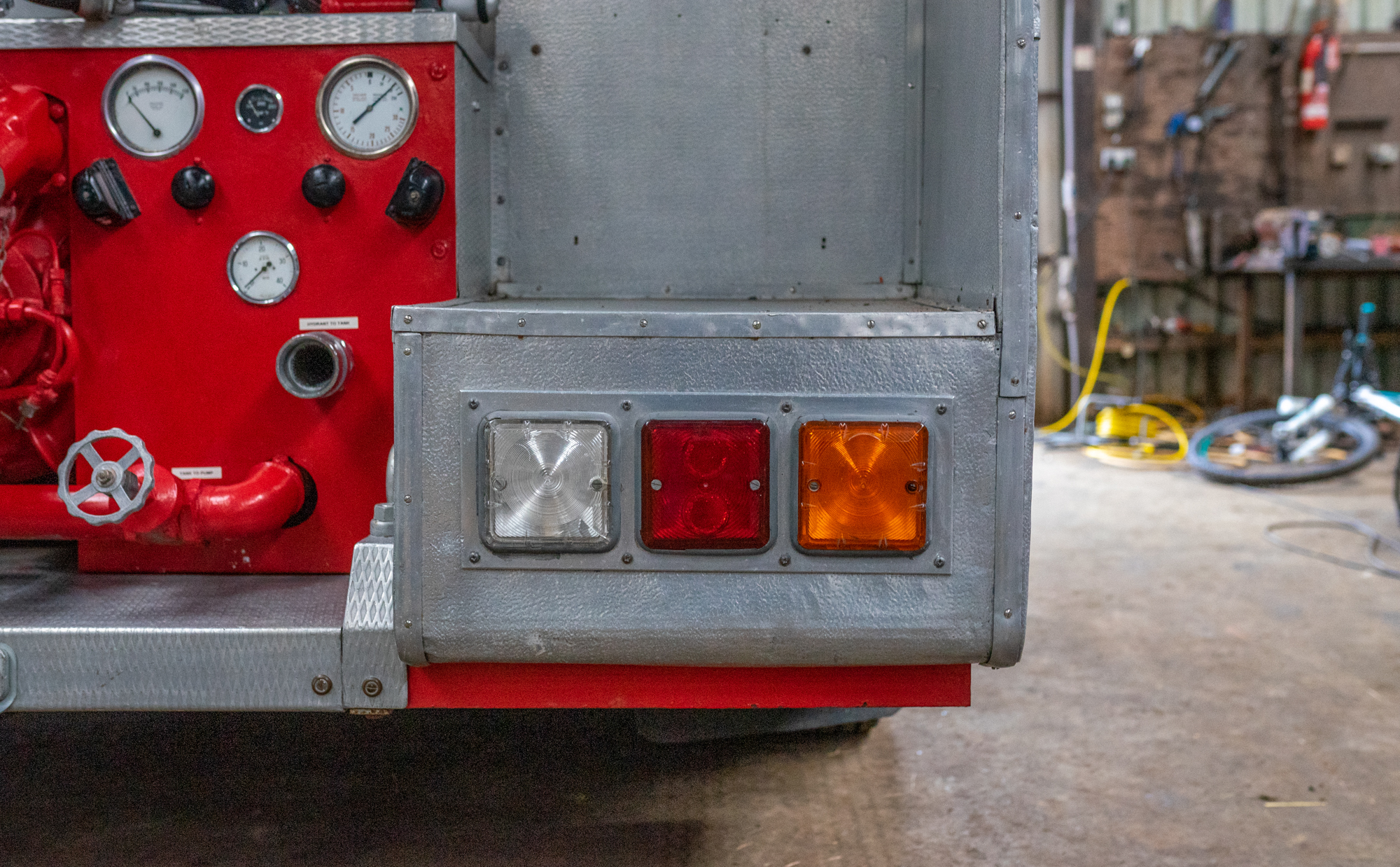 1964 BEDFORD J2 FIRE ENGINE