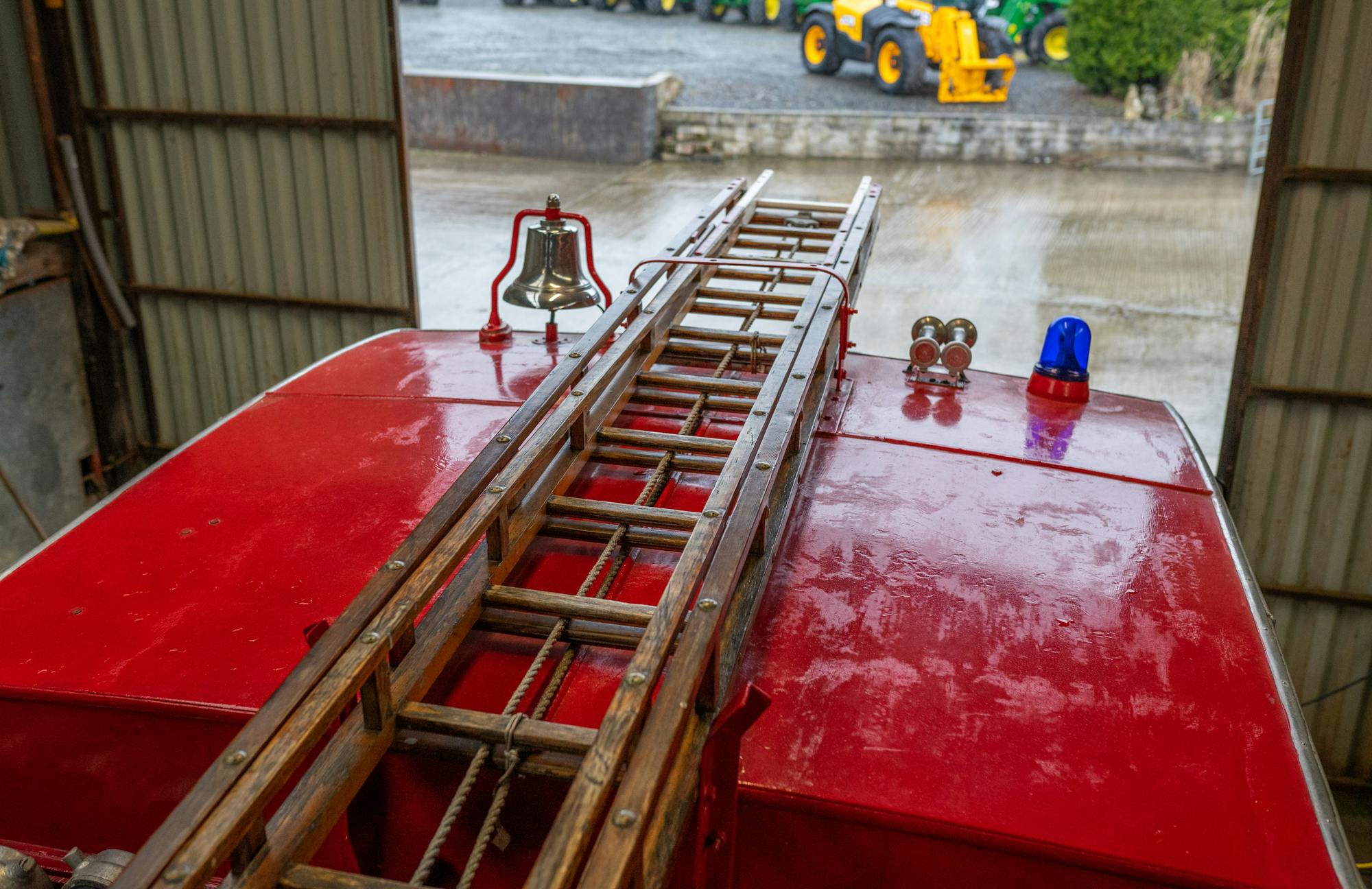 1964 BEDFORD J2 FIRE ENGINE