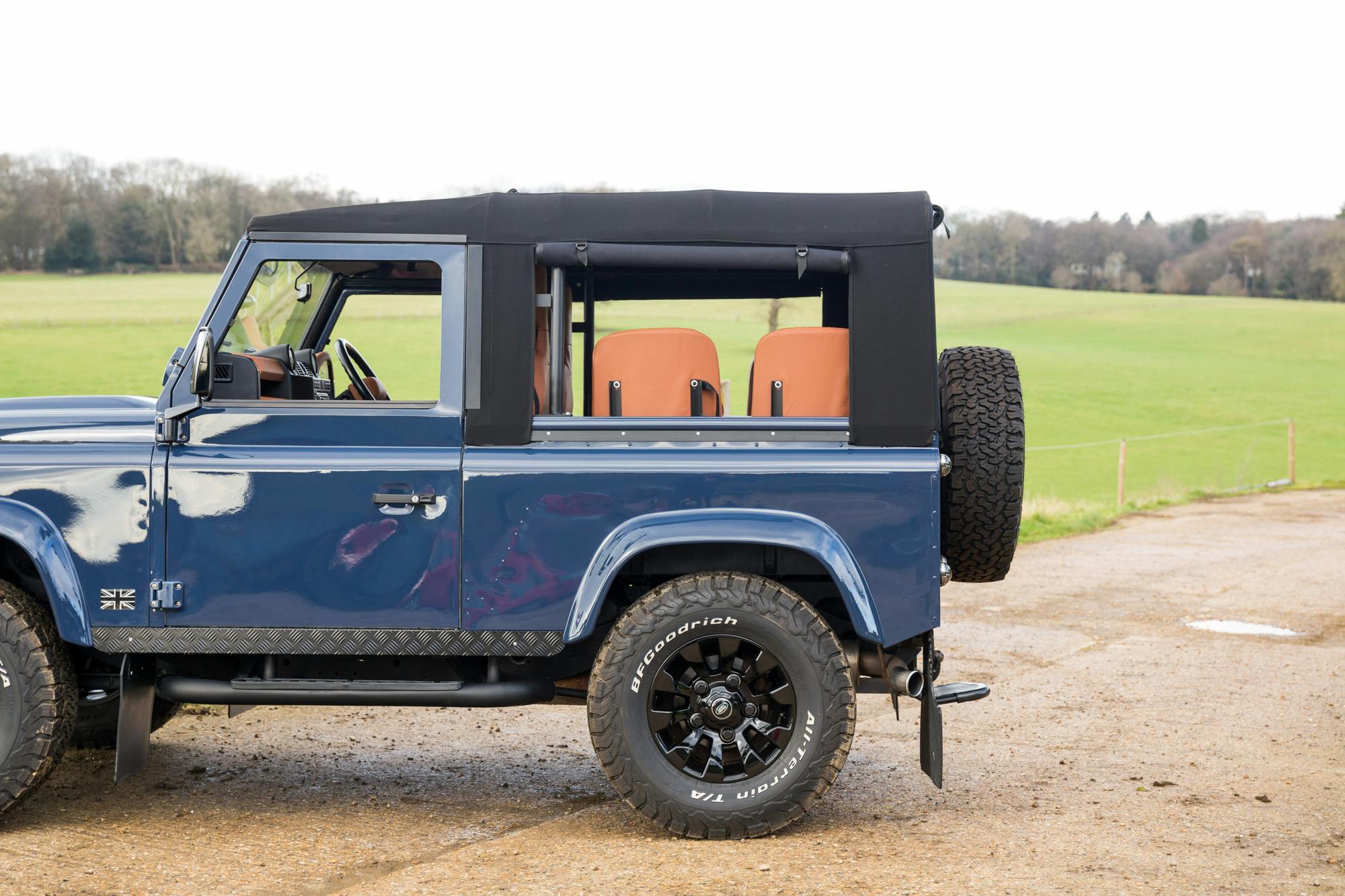 2010 LAND ROVER DEFENDER 90 SOFT TOP CUSTOM