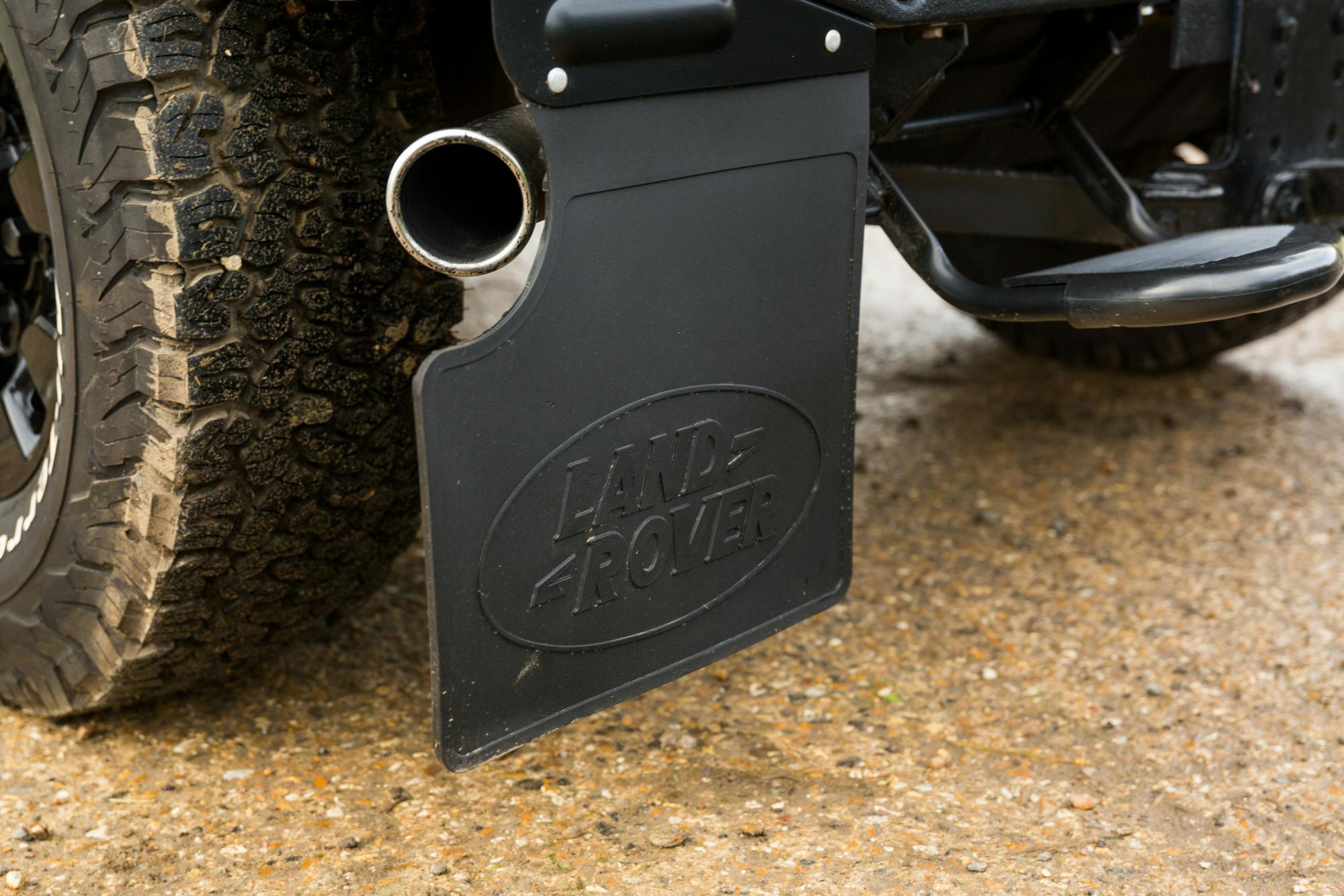 2010 LAND ROVER DEFENDER 90 SOFT TOP CUSTOM