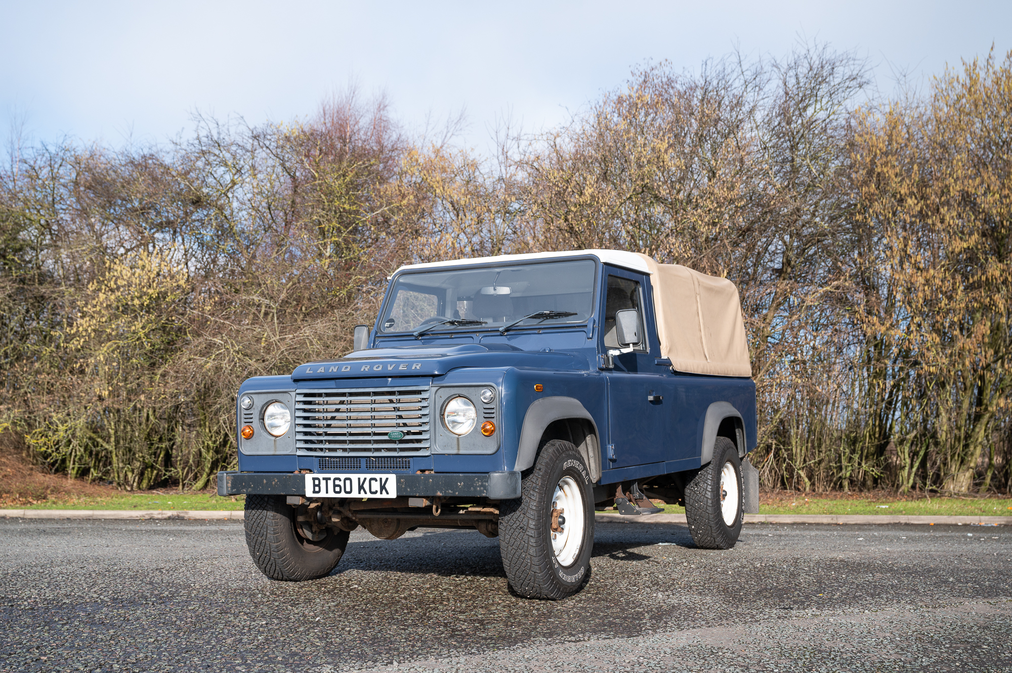 2011 LAND ROVER DEFENDER 110 SINGLE CAB PICKUP for sale by auction in ...