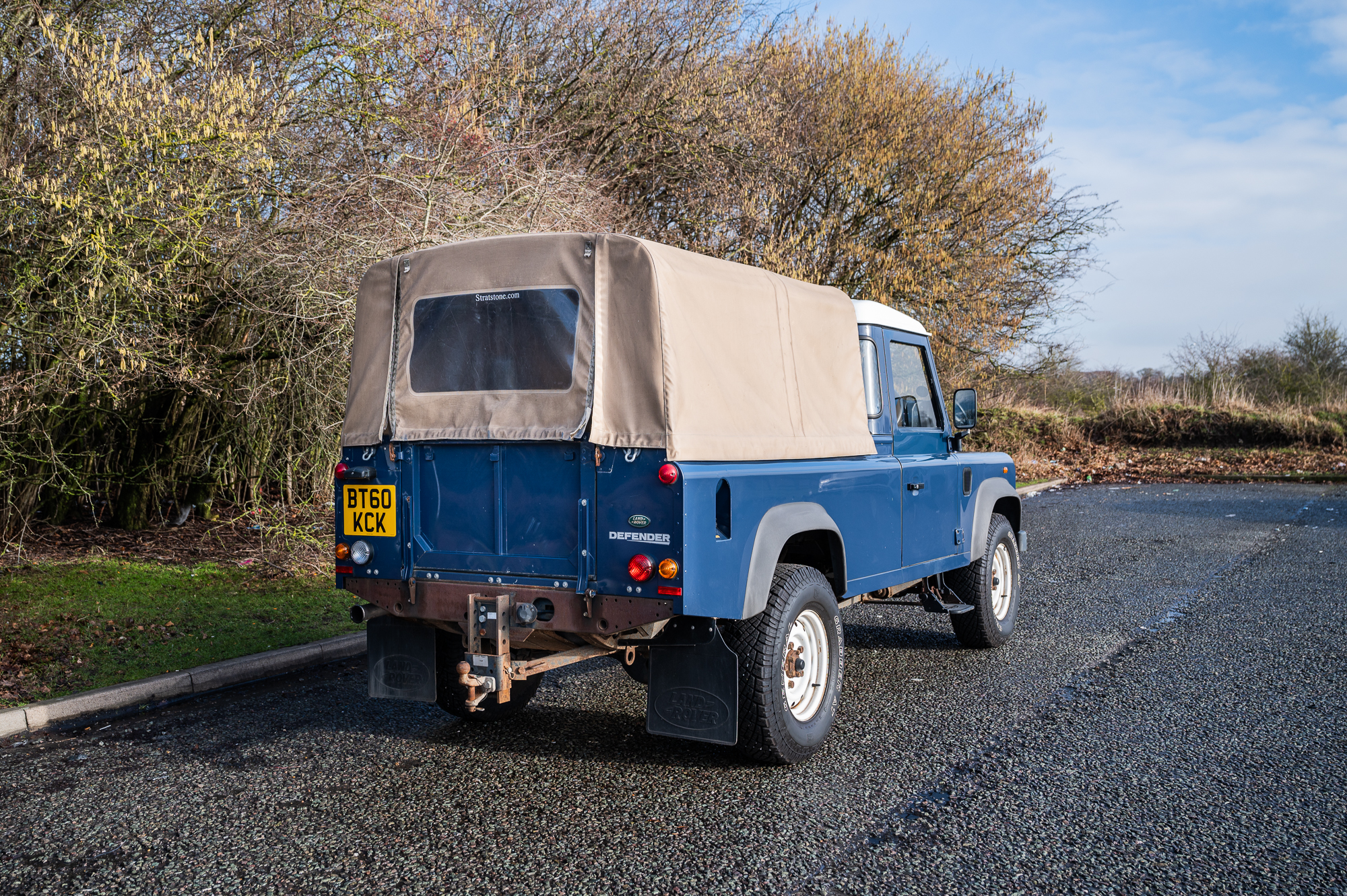 2011 LAND ROVER DEFENDER 110 SINGLE CAB PICKUP for sale by auction in ...