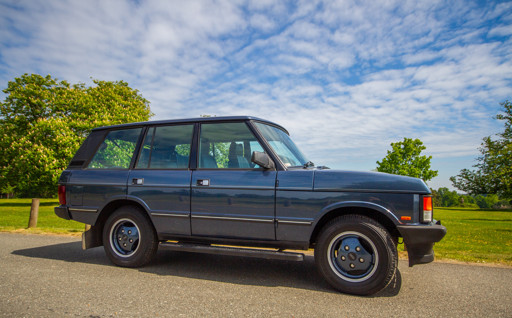 1989 RANGE ROVER CLASSIC 3.5 VOGUE SE for sale by auction in Dagenham ...