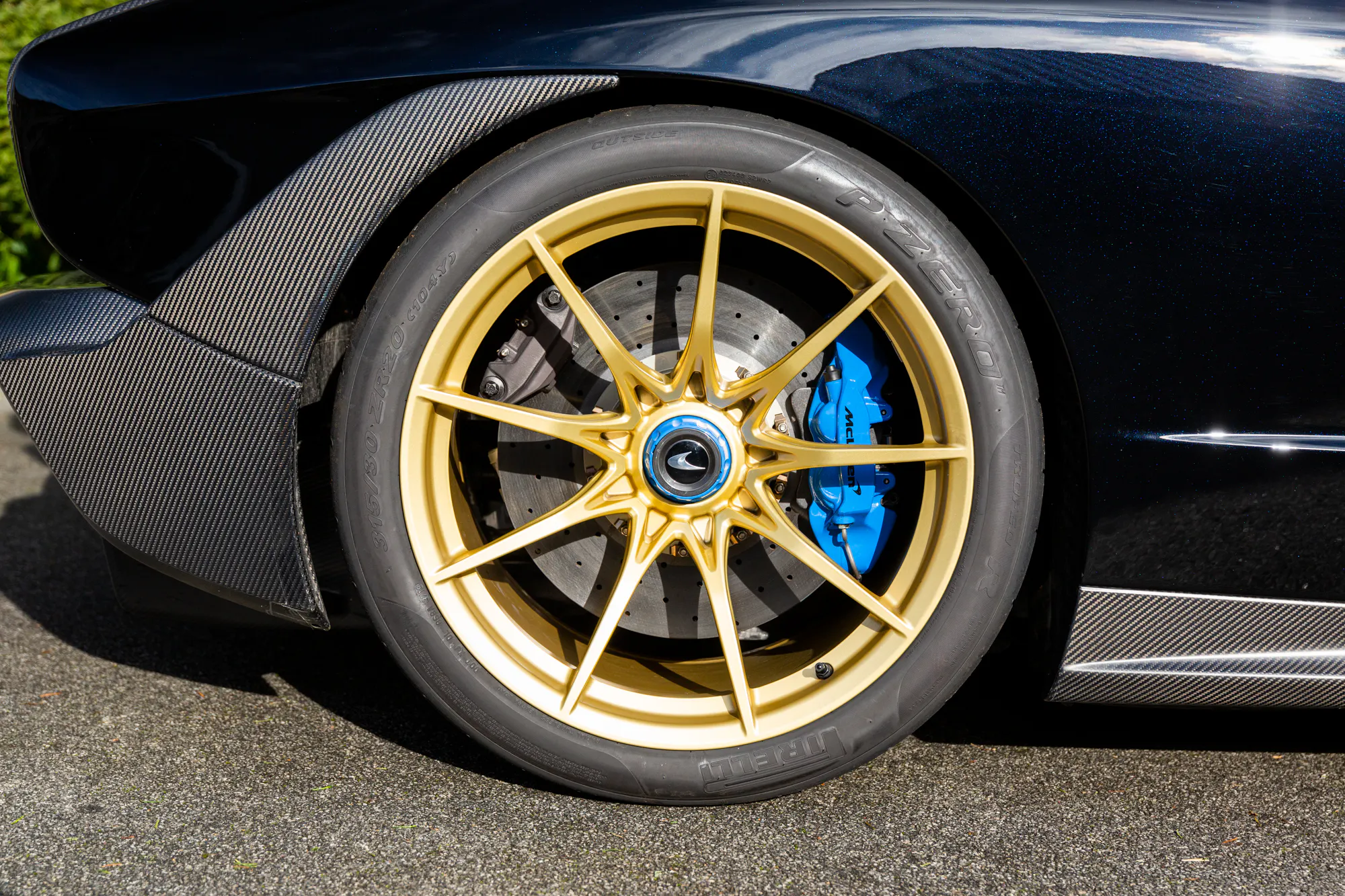 2018 MCLAREN SENNA - 902 MILES