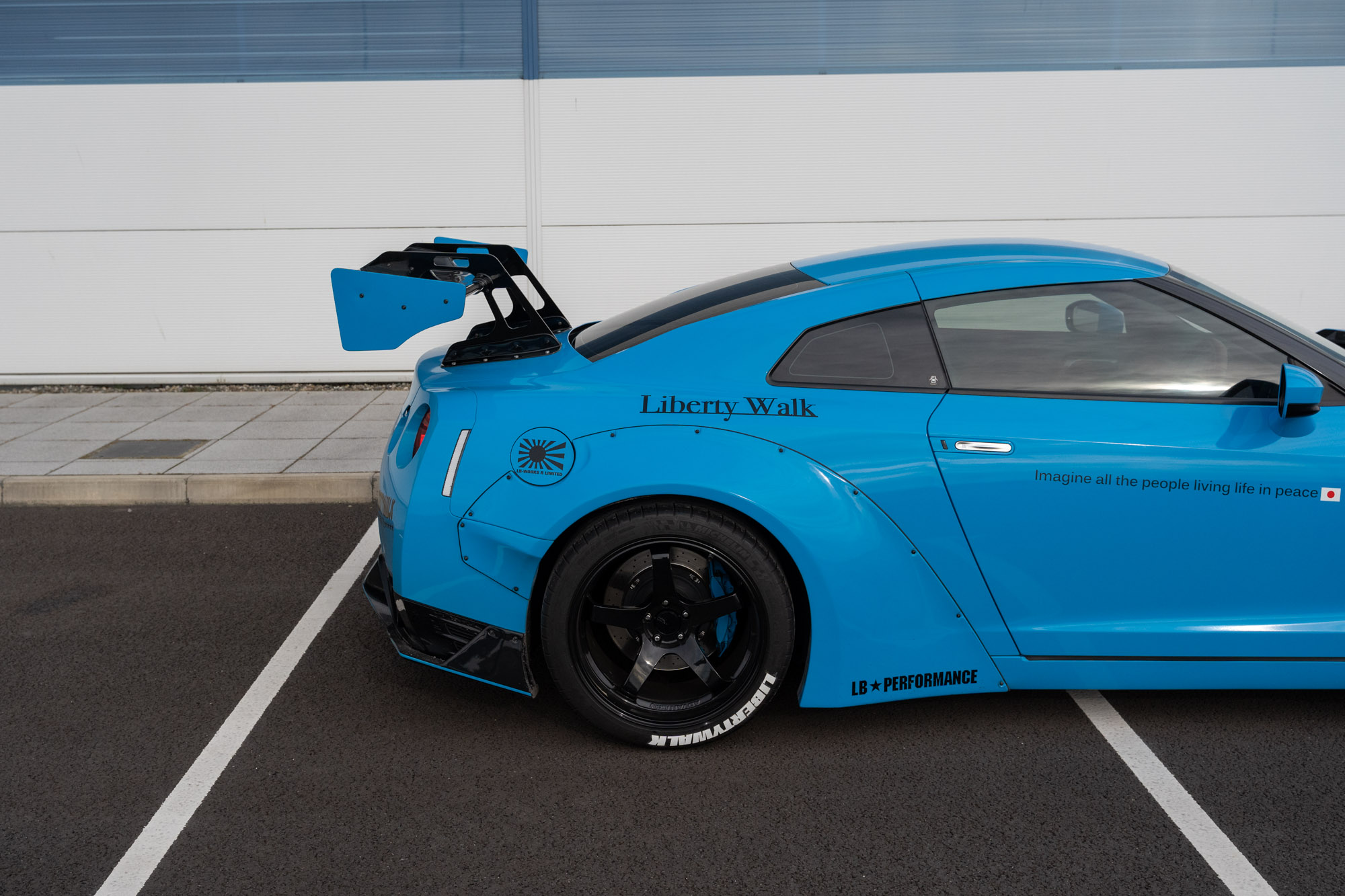 2015 NISSAN (R35) GT-R - LIBERTY WALK