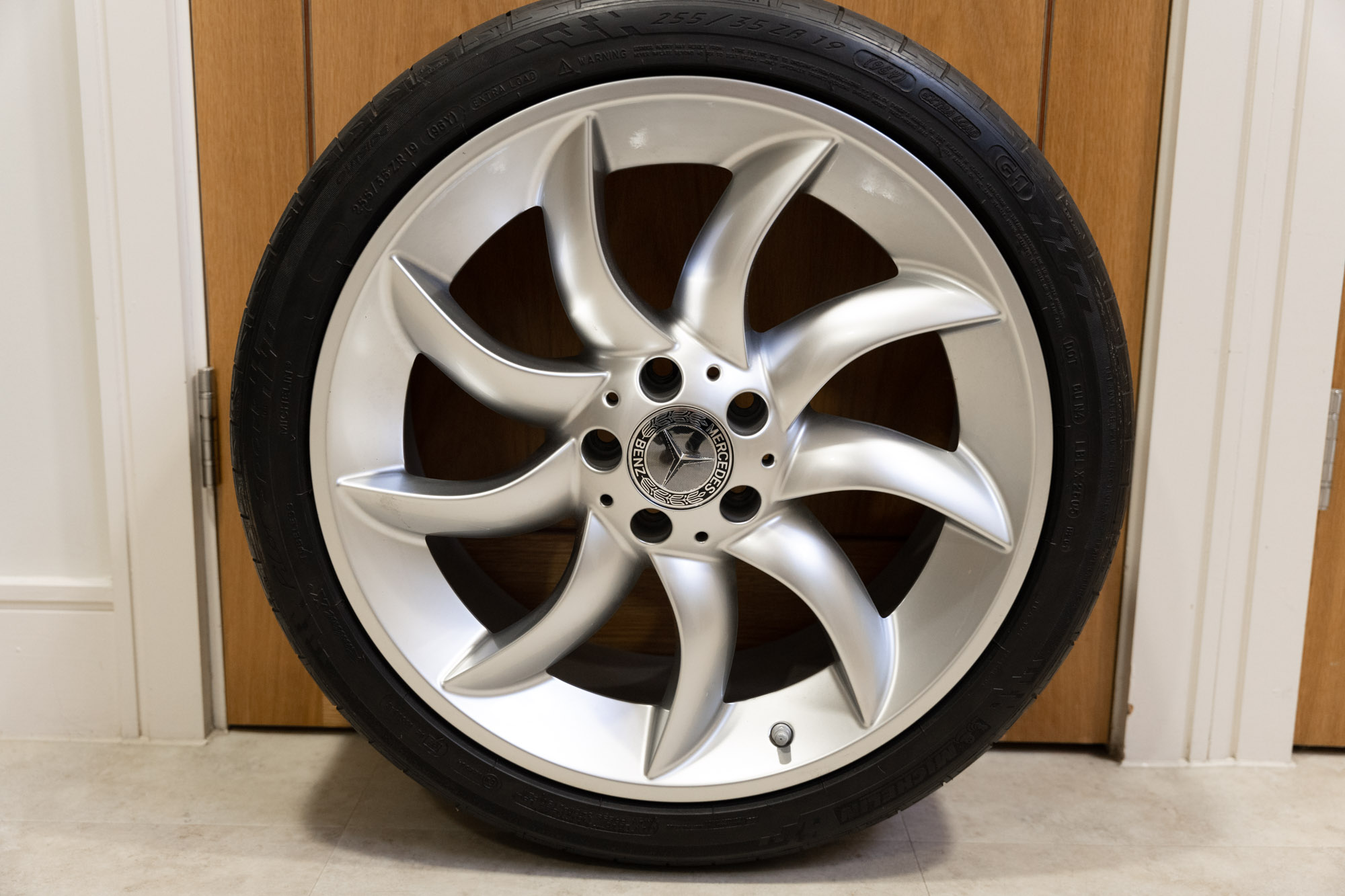 MERCEDES-BENZ MCLAREN SLR - ORIGINAL WHEELS for sale by auction in ...