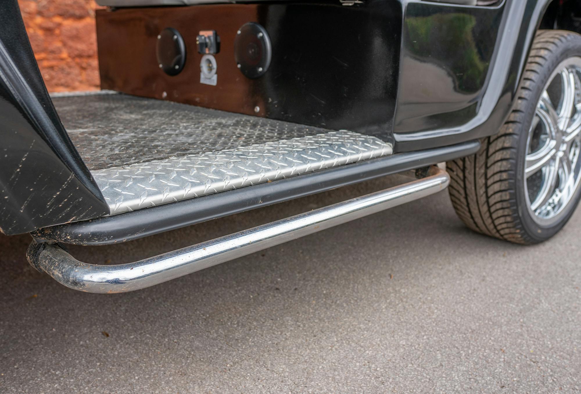 2011 ACG CARS - HUMMER H3 GOLF BUGGY