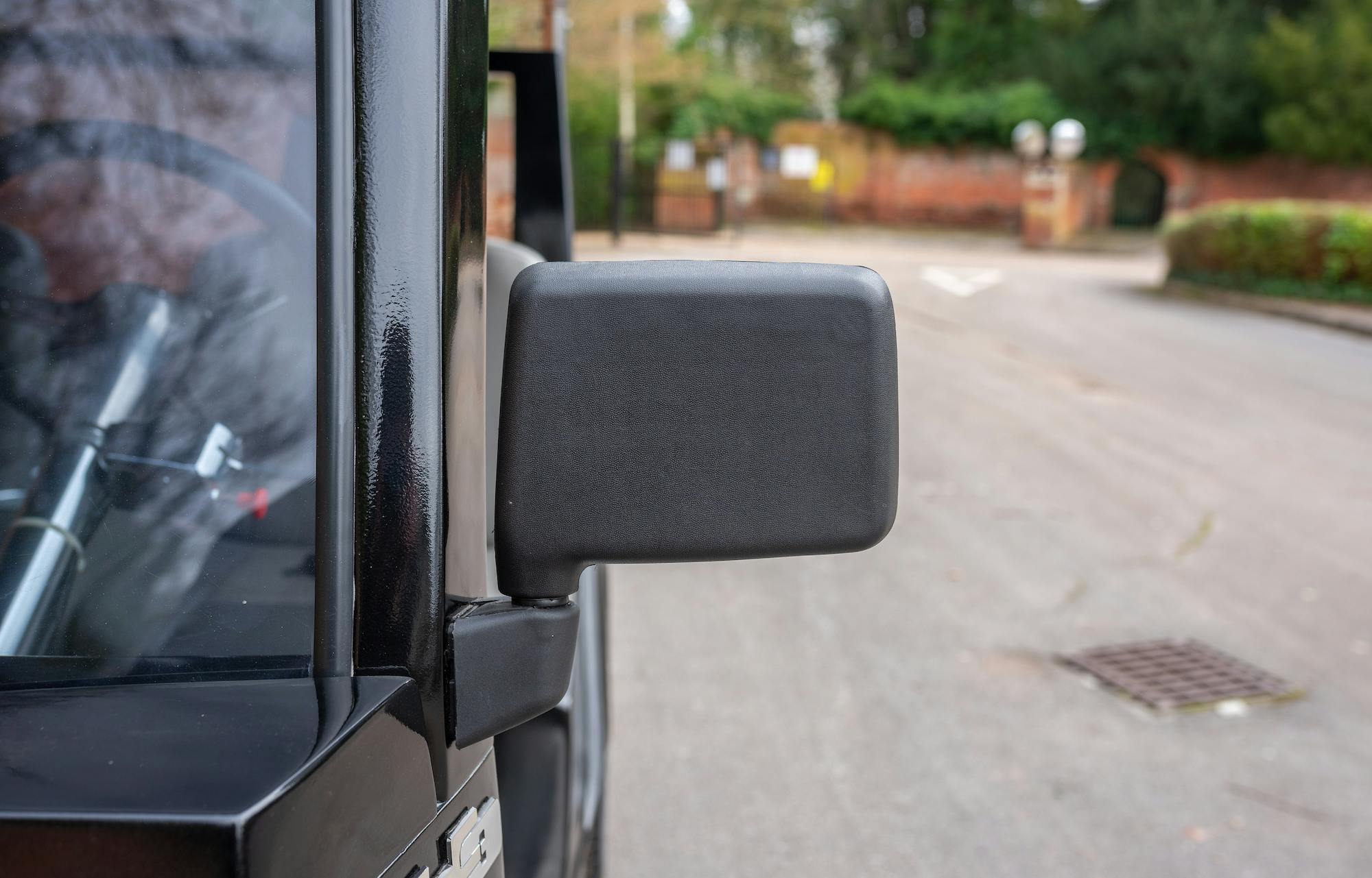 2011 ACG CARS - HUMMER H3 GOLF BUGGY