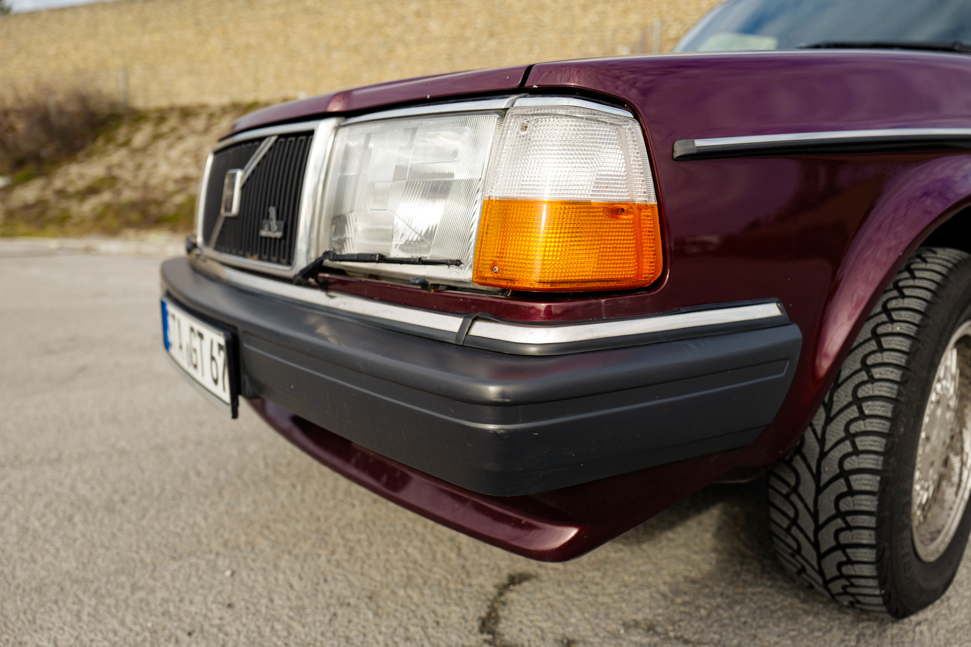 1995 VOLVO 245