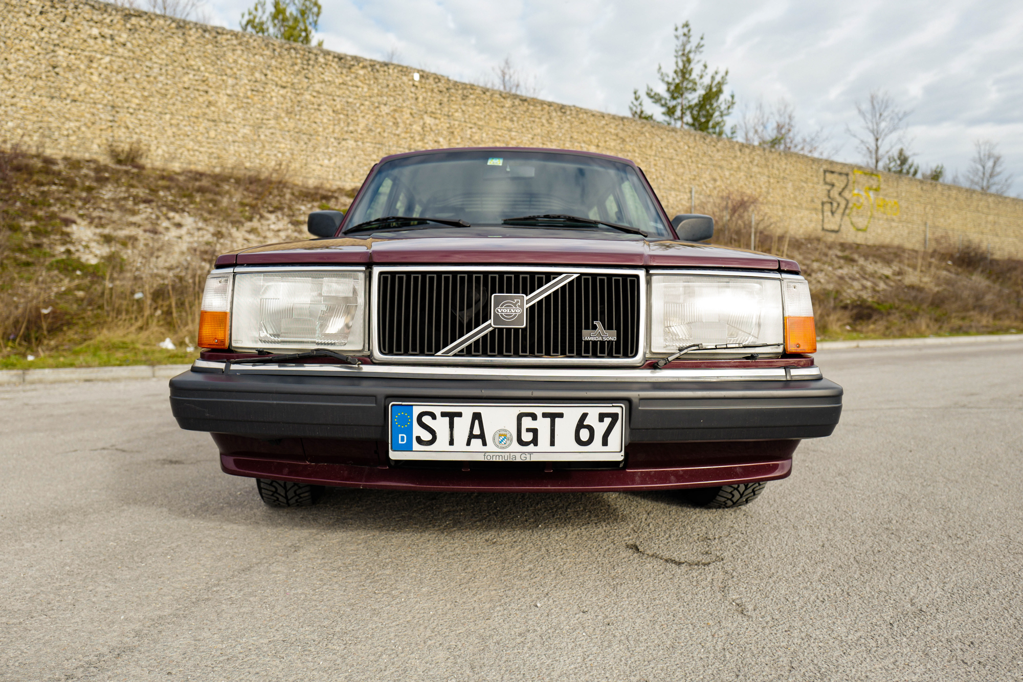 1995 VOLVO 245