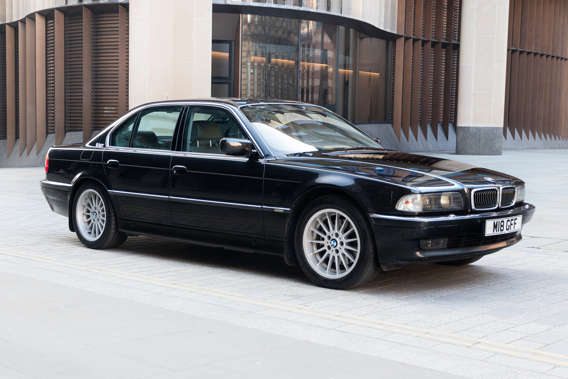 1998 BMW 750i