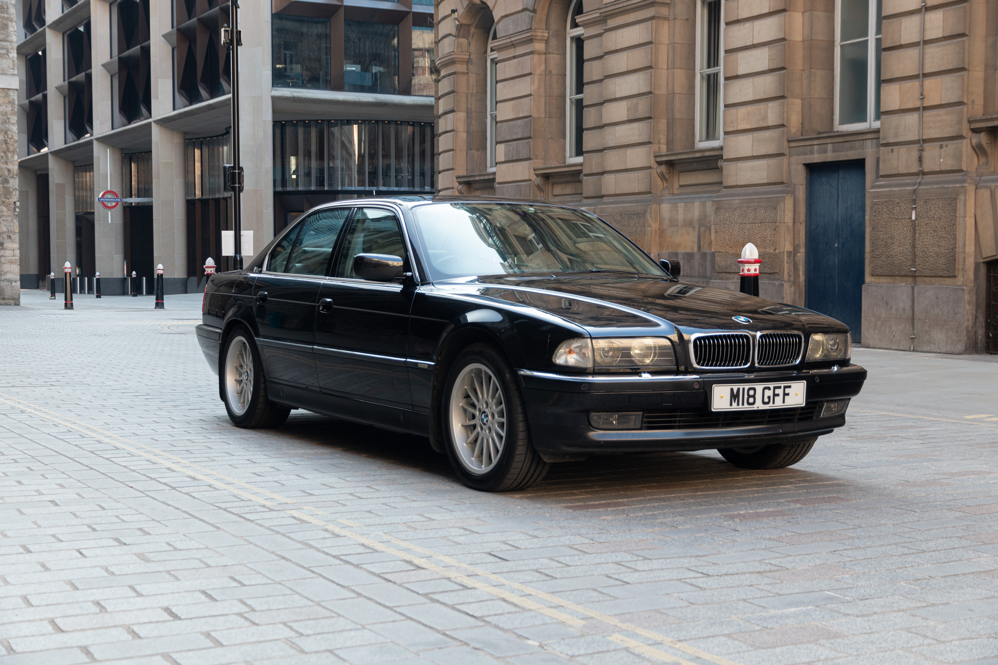 1998 BMW 750i