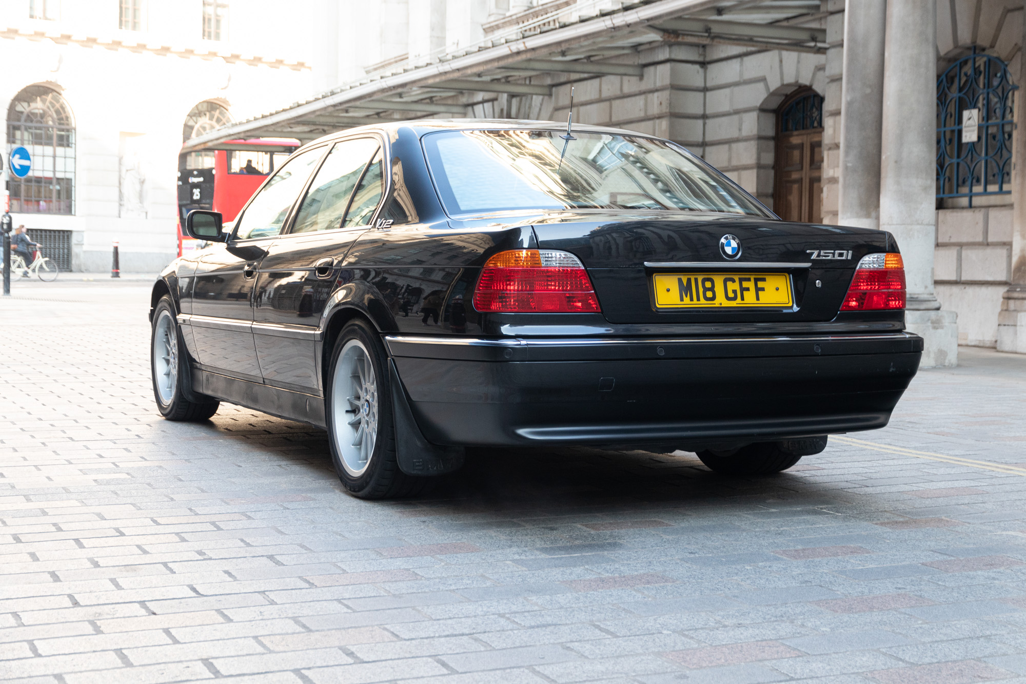 1998 BMW 750i