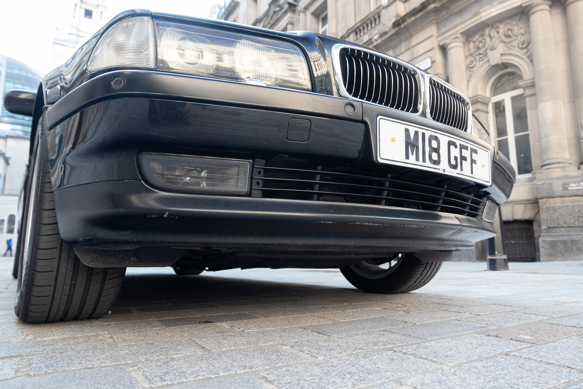 1998 BMW 750i