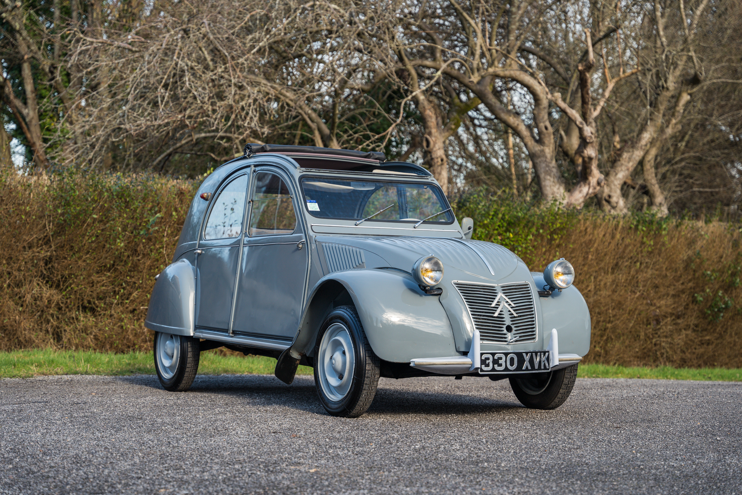 RESERVE LOWERED: 1958 CITROËN 2CV