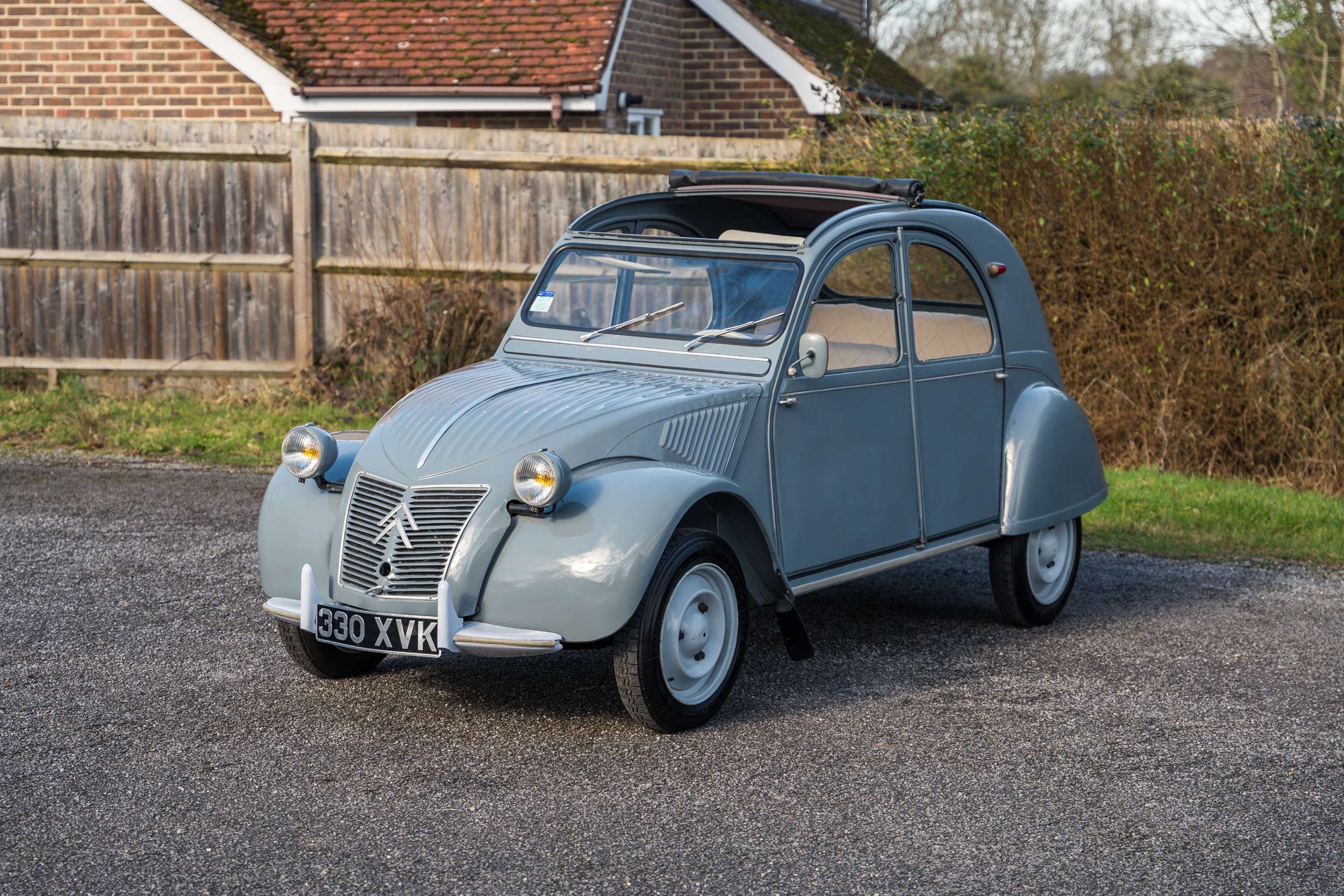 RESERVE LOWERED: 1958 CITROËN 2CV