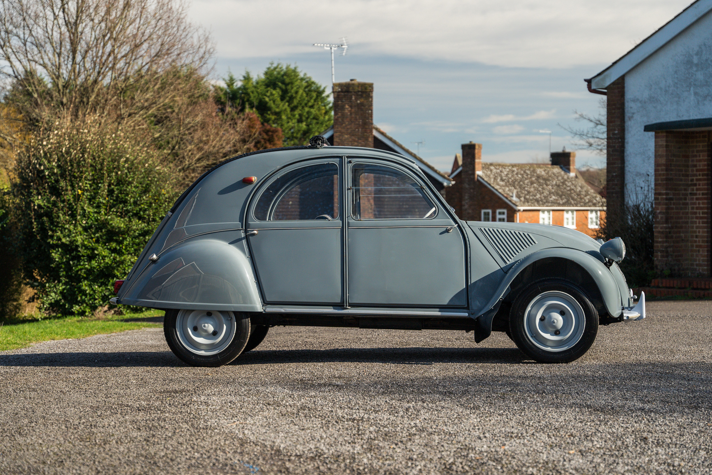 RESERVE LOWERED: 1958 CITROËN 2CV