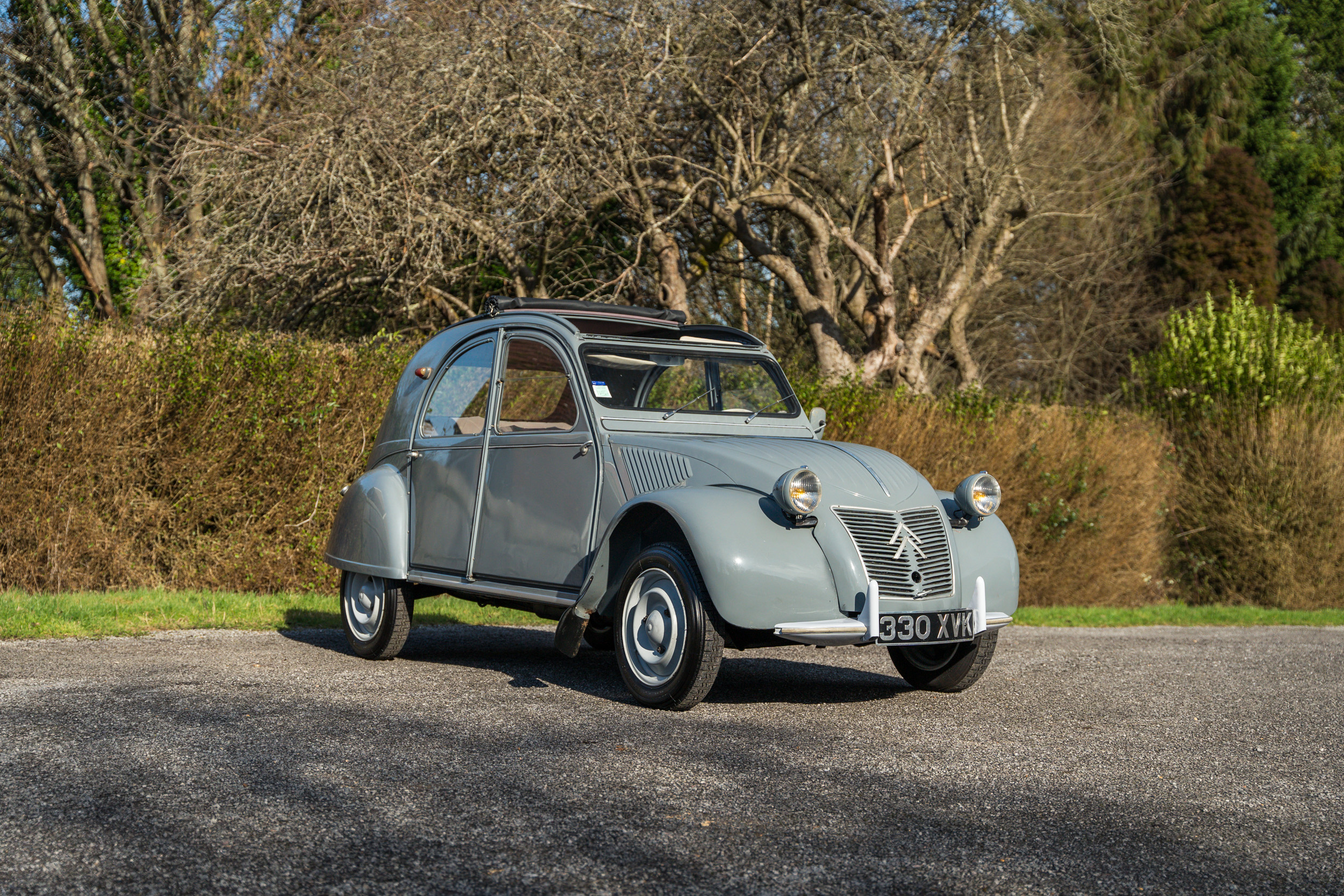 RESERVE LOWERED: 1958 CITROËN 2CV