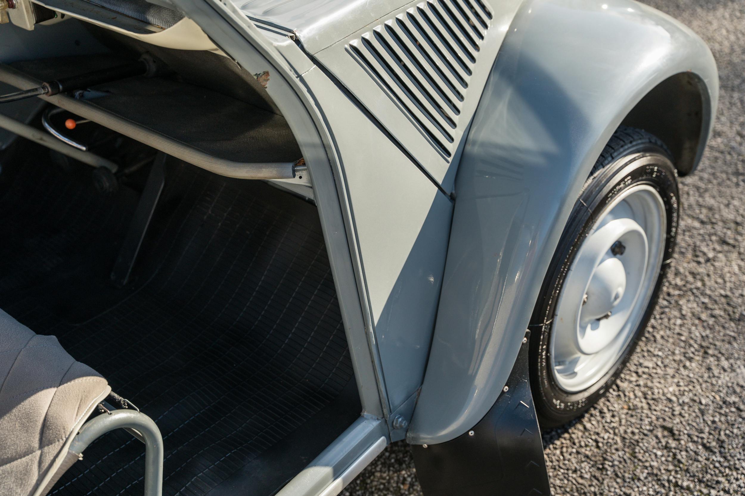 RESERVE LOWERED: 1958 CITROËN 2CV