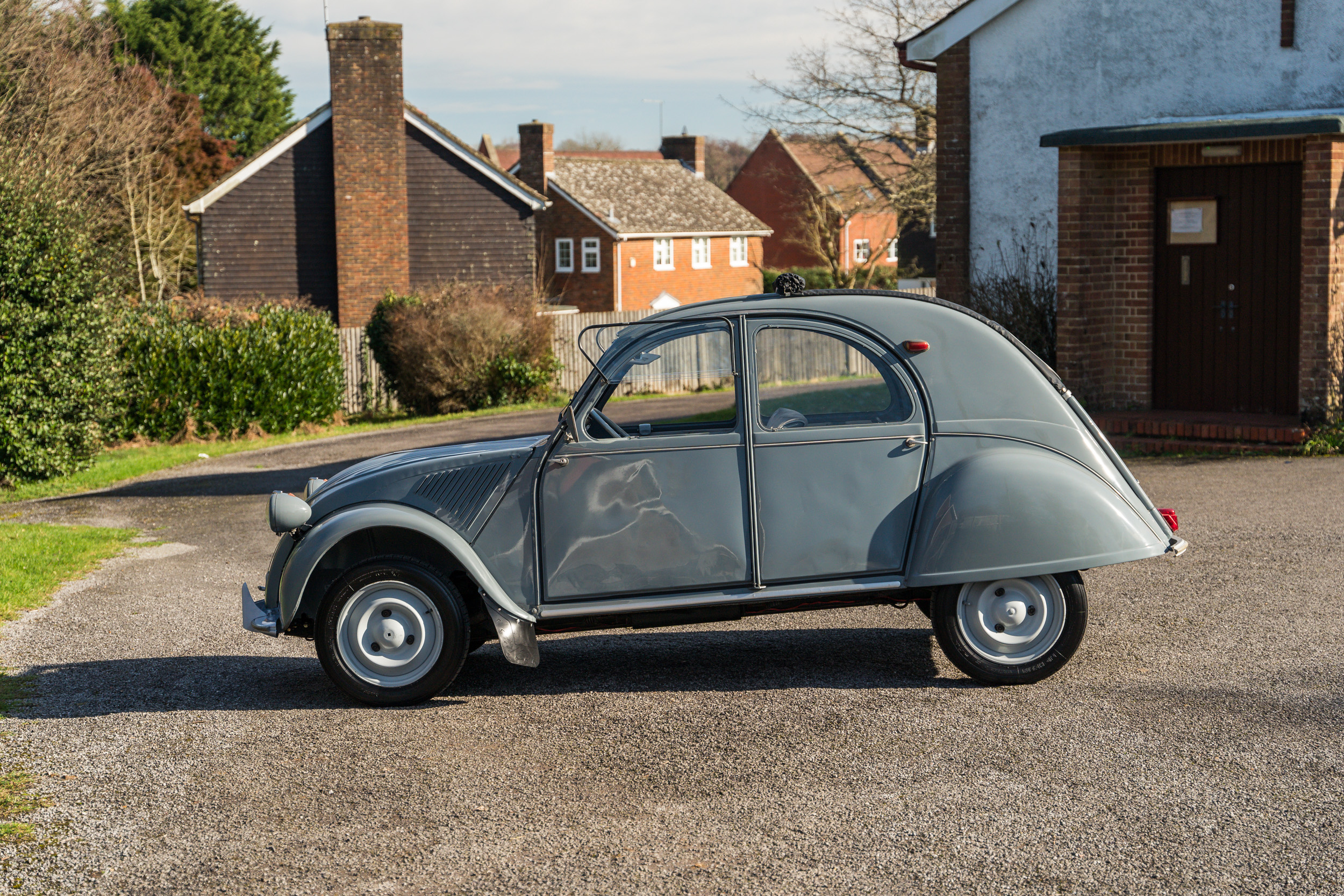 RESERVE LOWERED: 1958 CITROËN 2CV